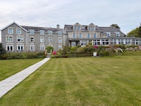 Lovely terrace and gardens to enjoy.