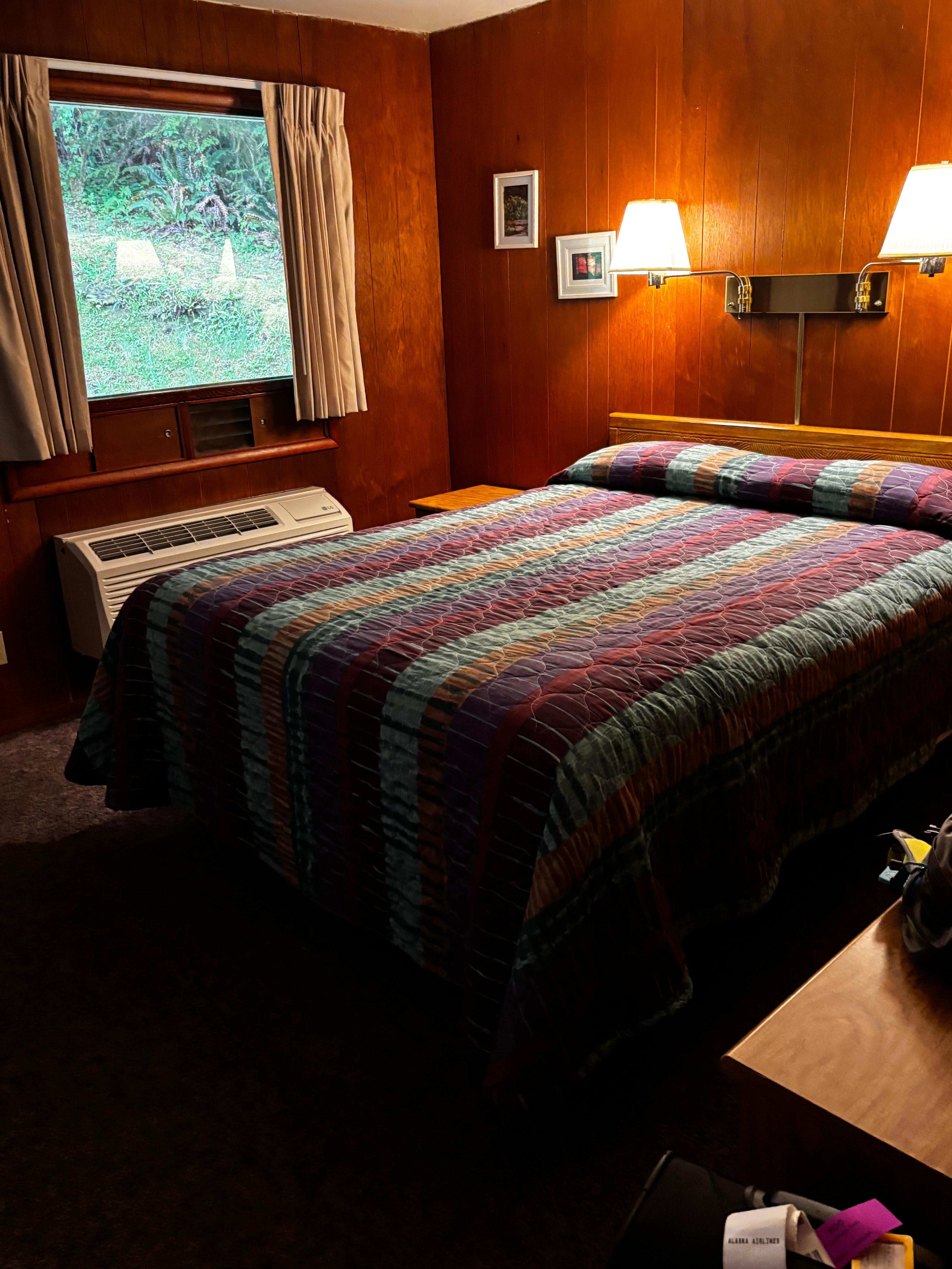 Q bed in one room.