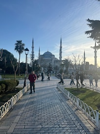 Just a 5 min walk from the hotel and you have all you came to see!