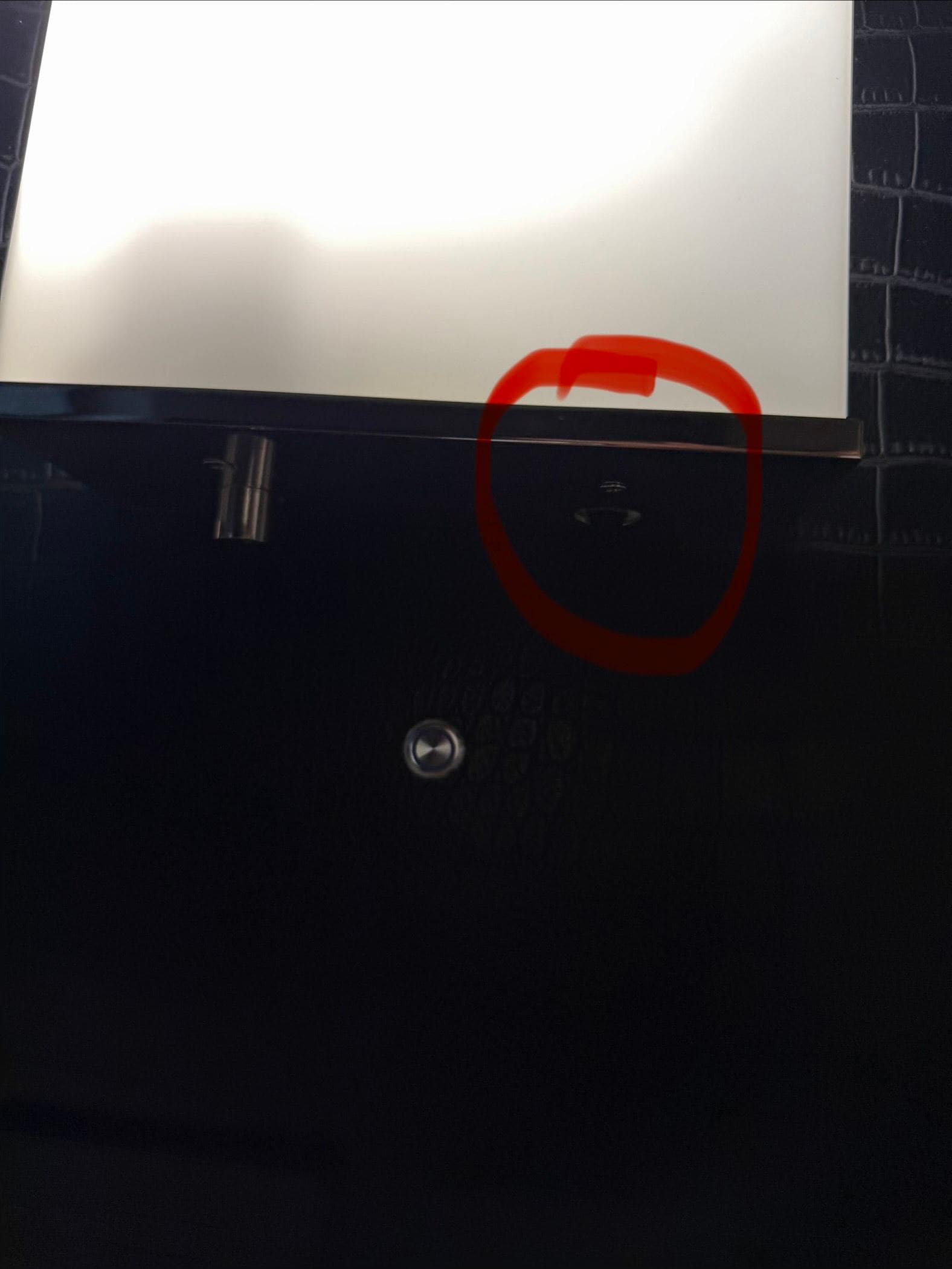 Broken lamp switch - could not turn off without pliers