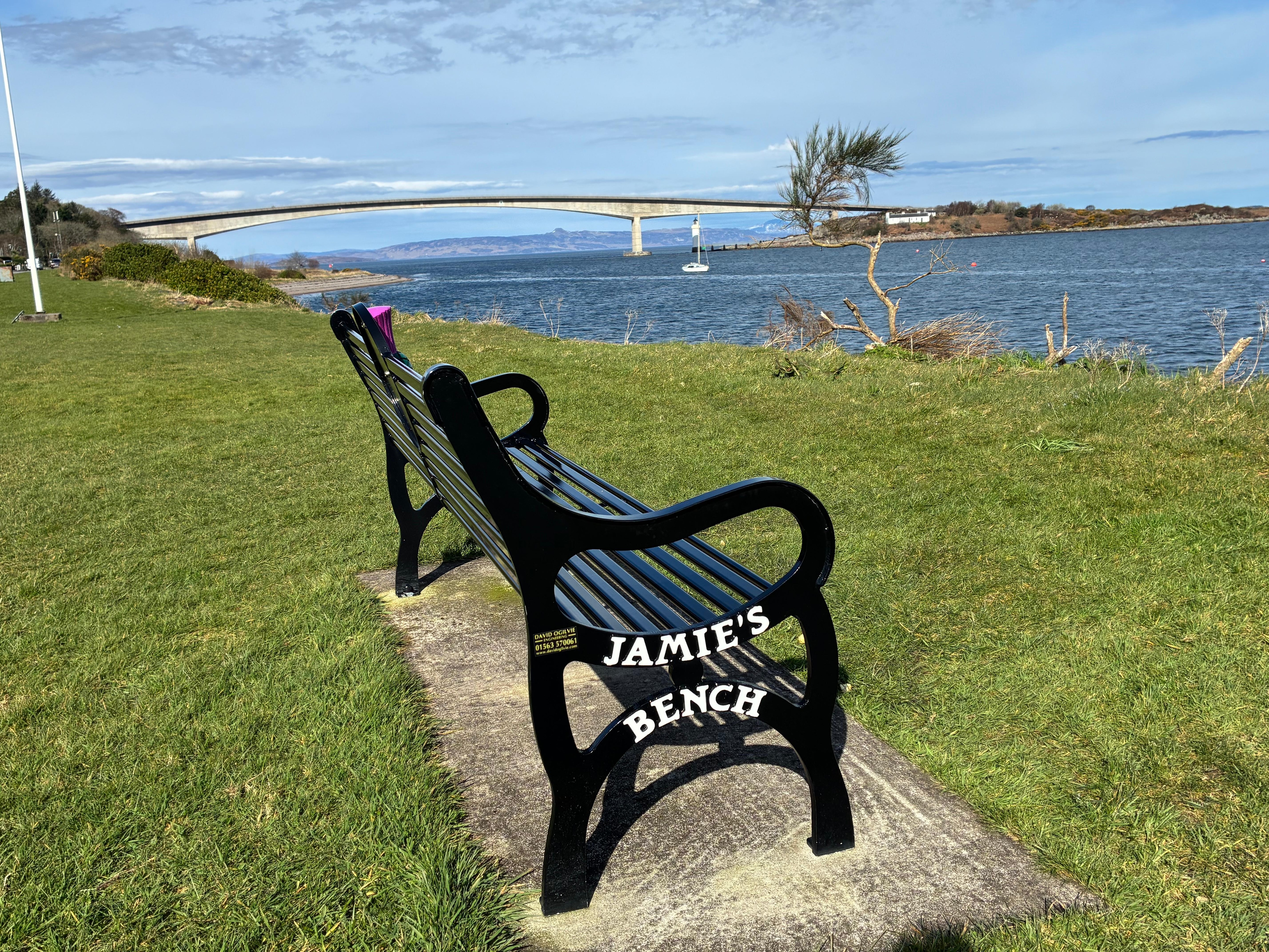 Special memorial bench ❤️