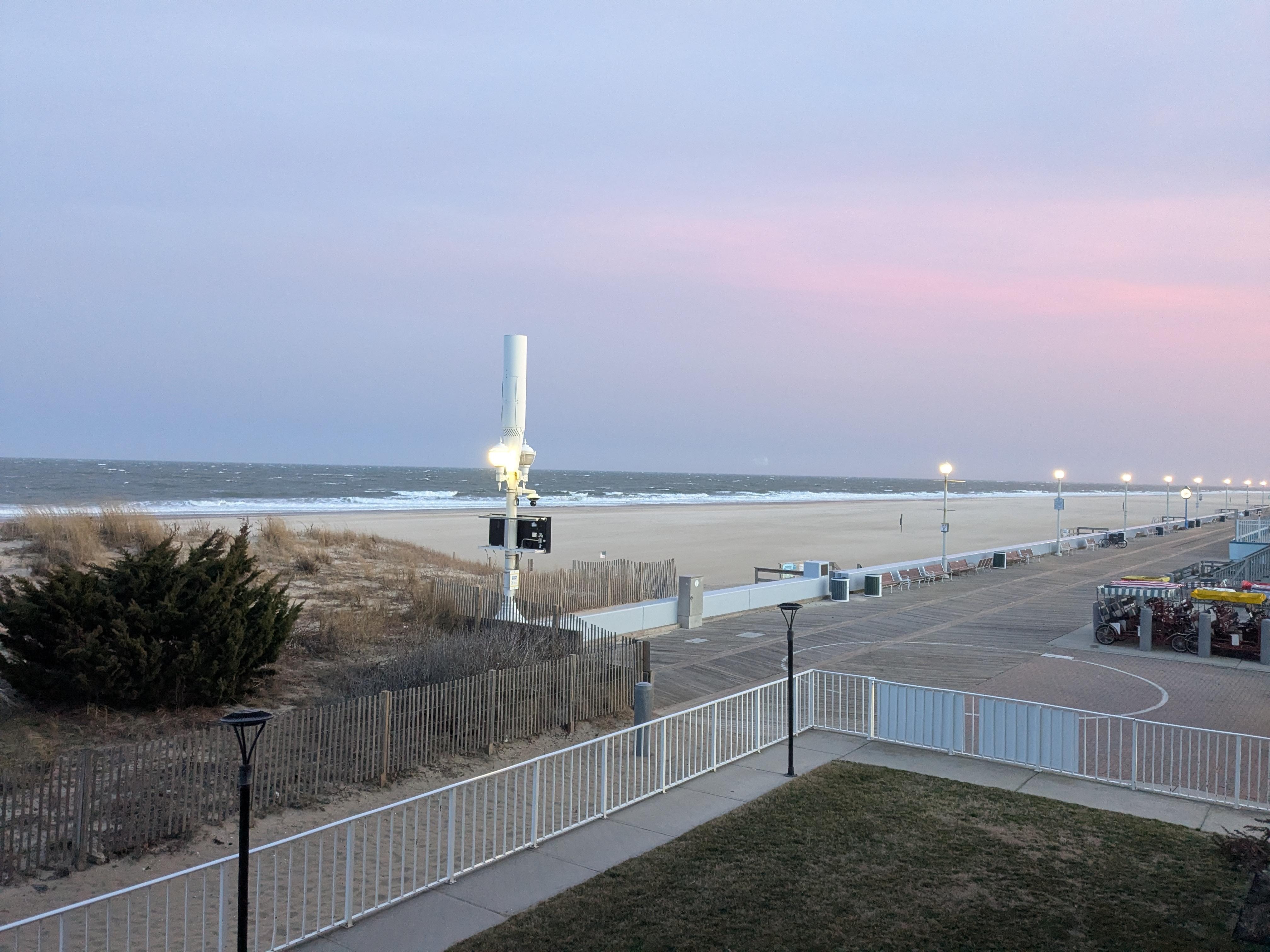 Right view from balcony and start of the boardwalk. 