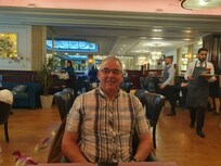 Afternoon drinks in the bar