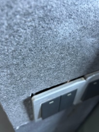 Poorly fitted loose sockets