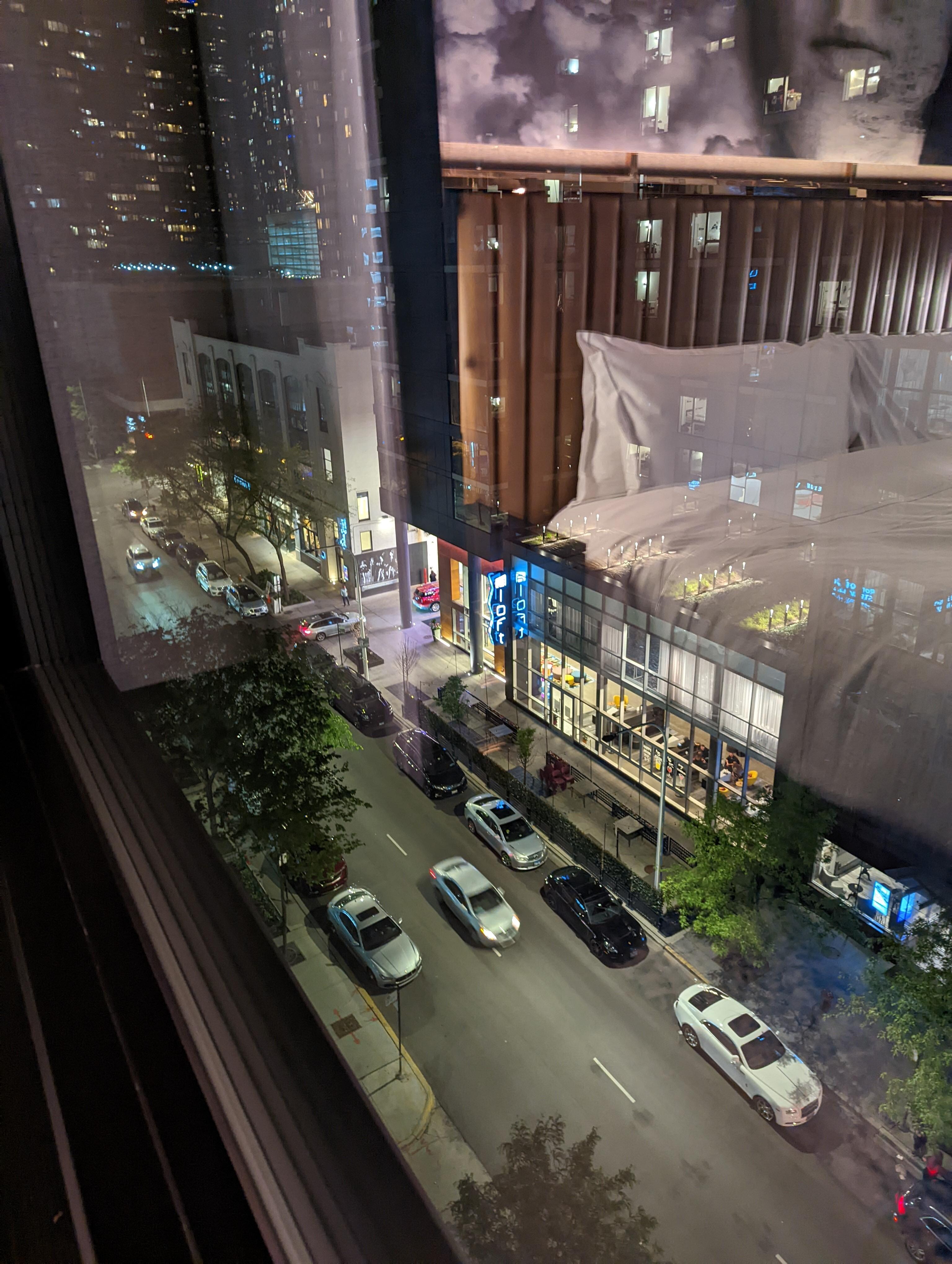 Book Hotel EMC2, Autograph Collection in Chicago | Hotels.com