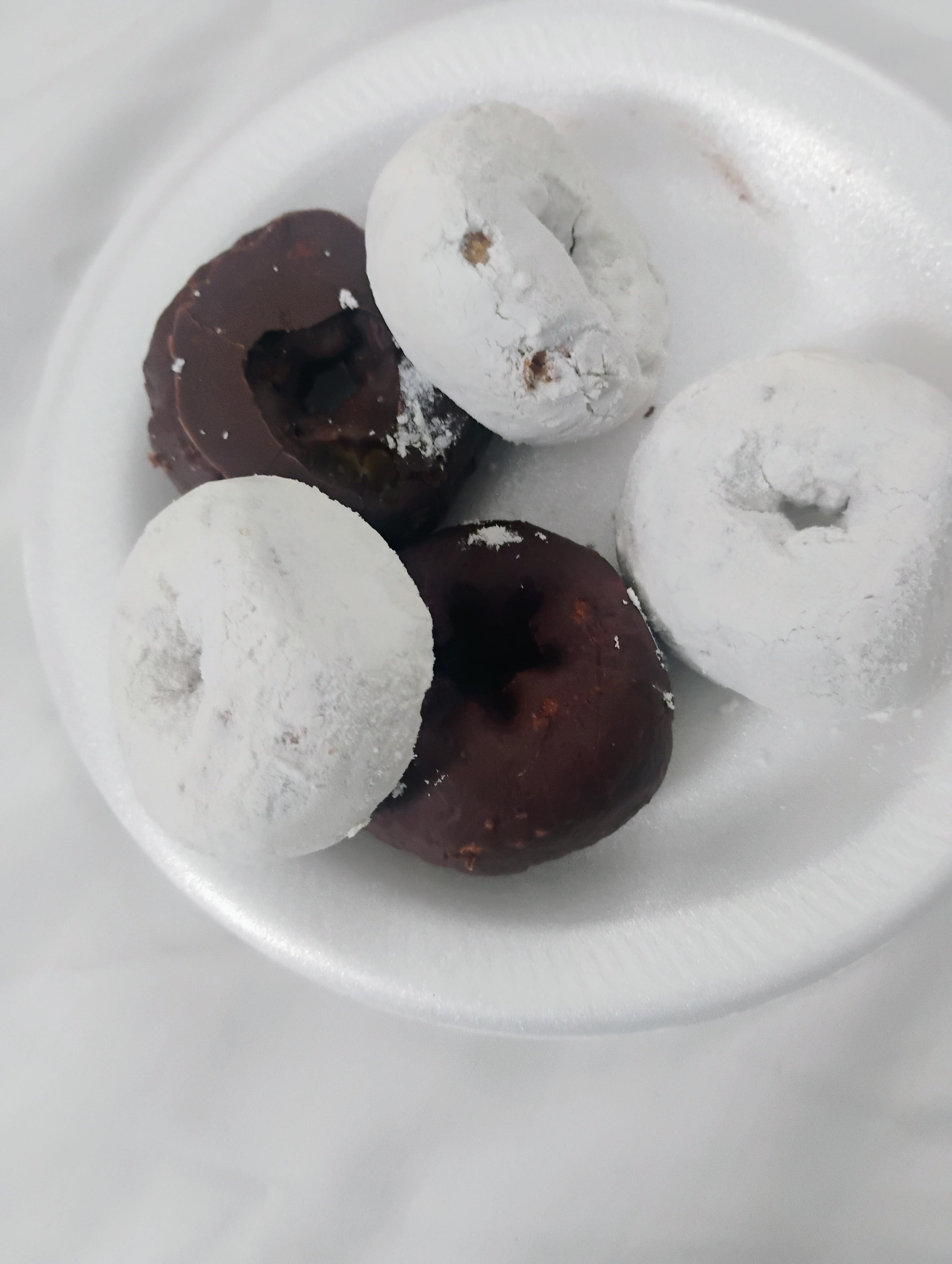 That was our continental 
Breakfast false advertisement on Hotel com