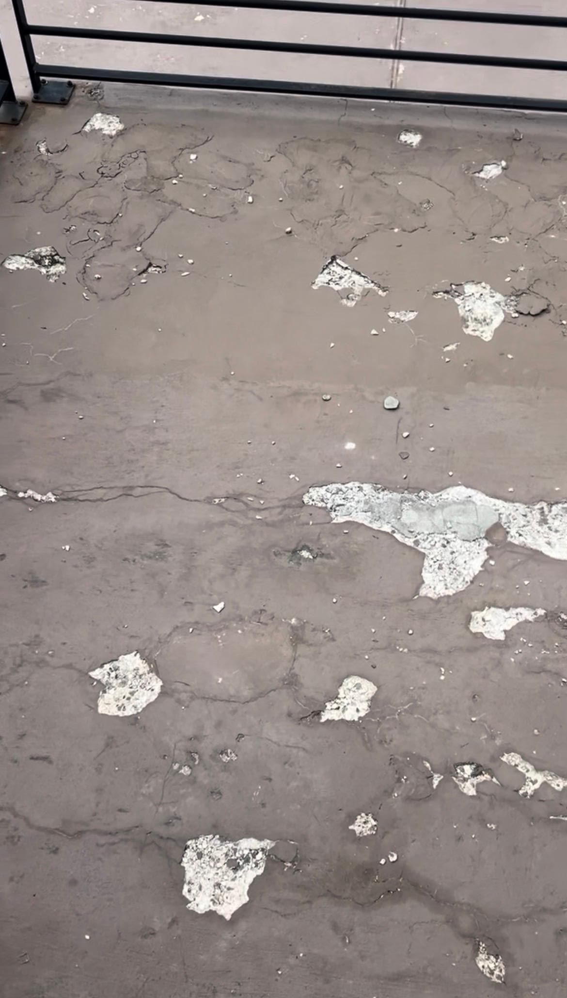 Stairs to get up to the second floor coming apart. 