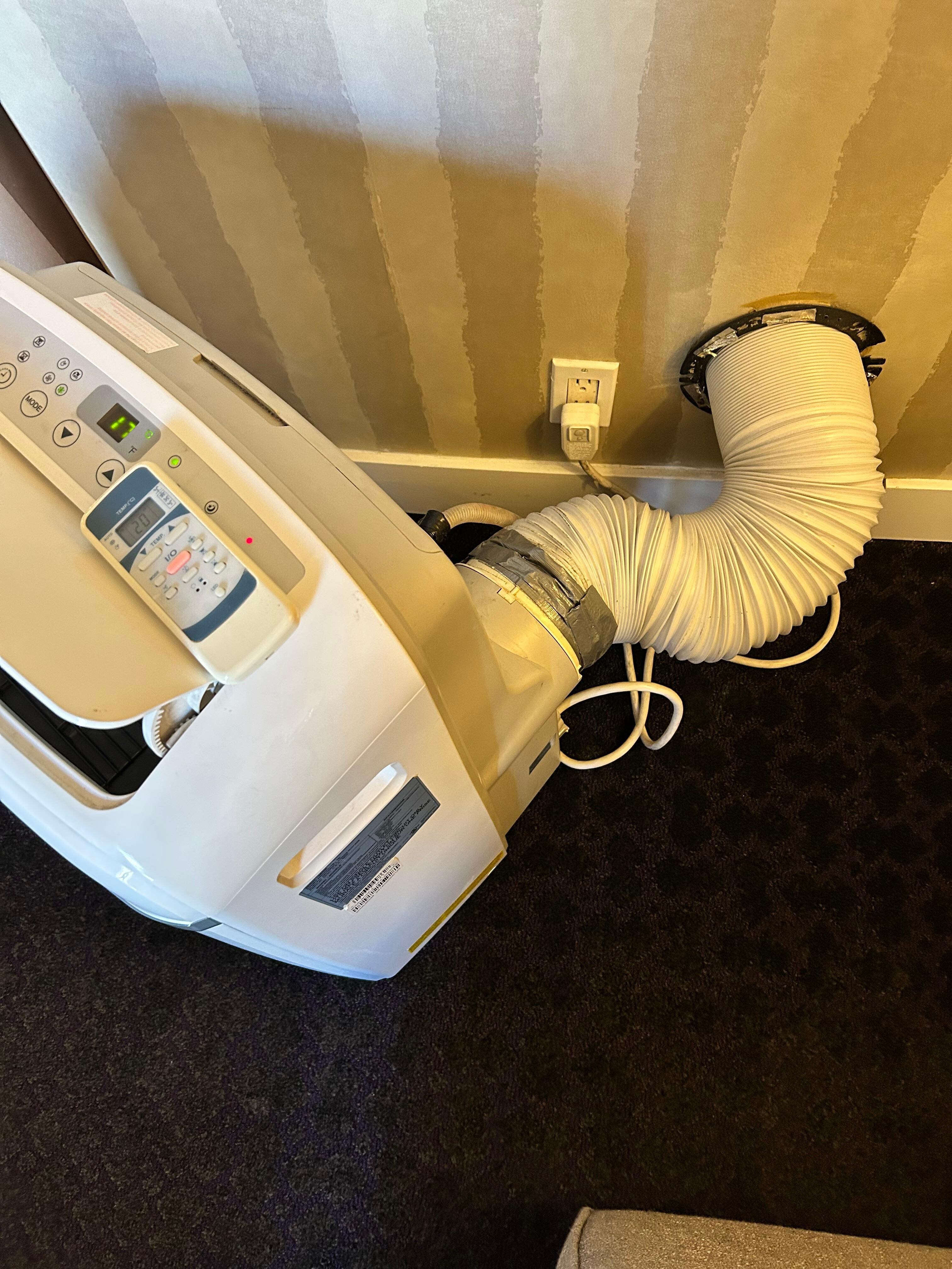 AC unit in the first room we were assigned to