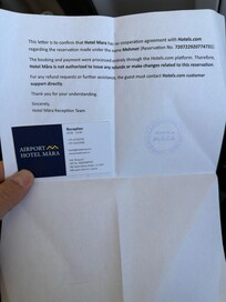 Sadece resepsiyon görevlisi yardımseverdi