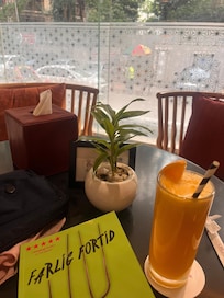 Café Deli i lobbyen