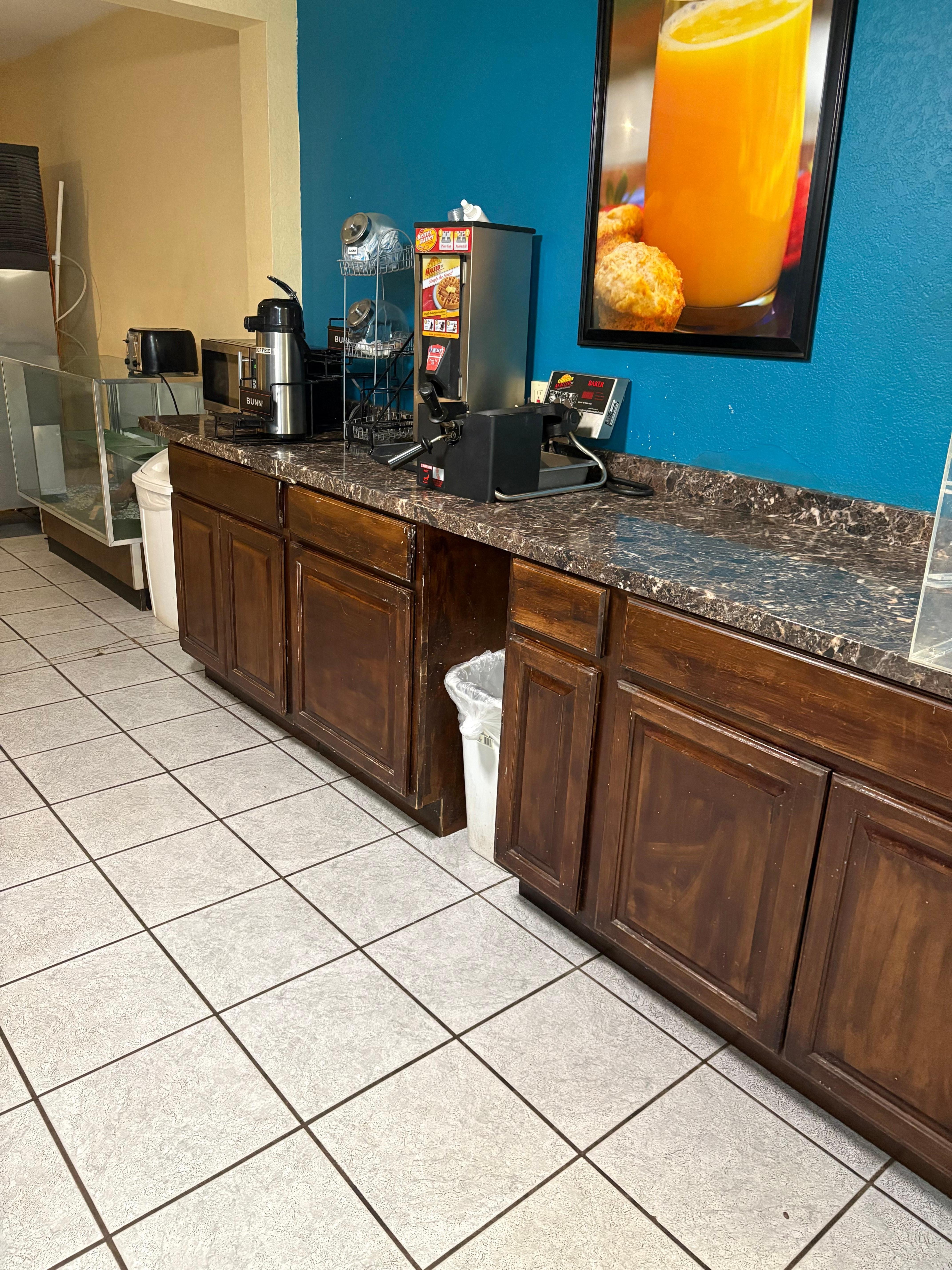 Breakfast was at 6. This was 6:32