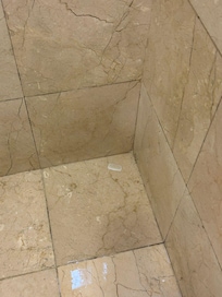 Sabonete antigo mencionado na descrição.