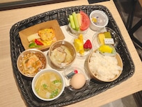 味は、本当に最高!お腹も満腹。器が、紙でなければ満点!