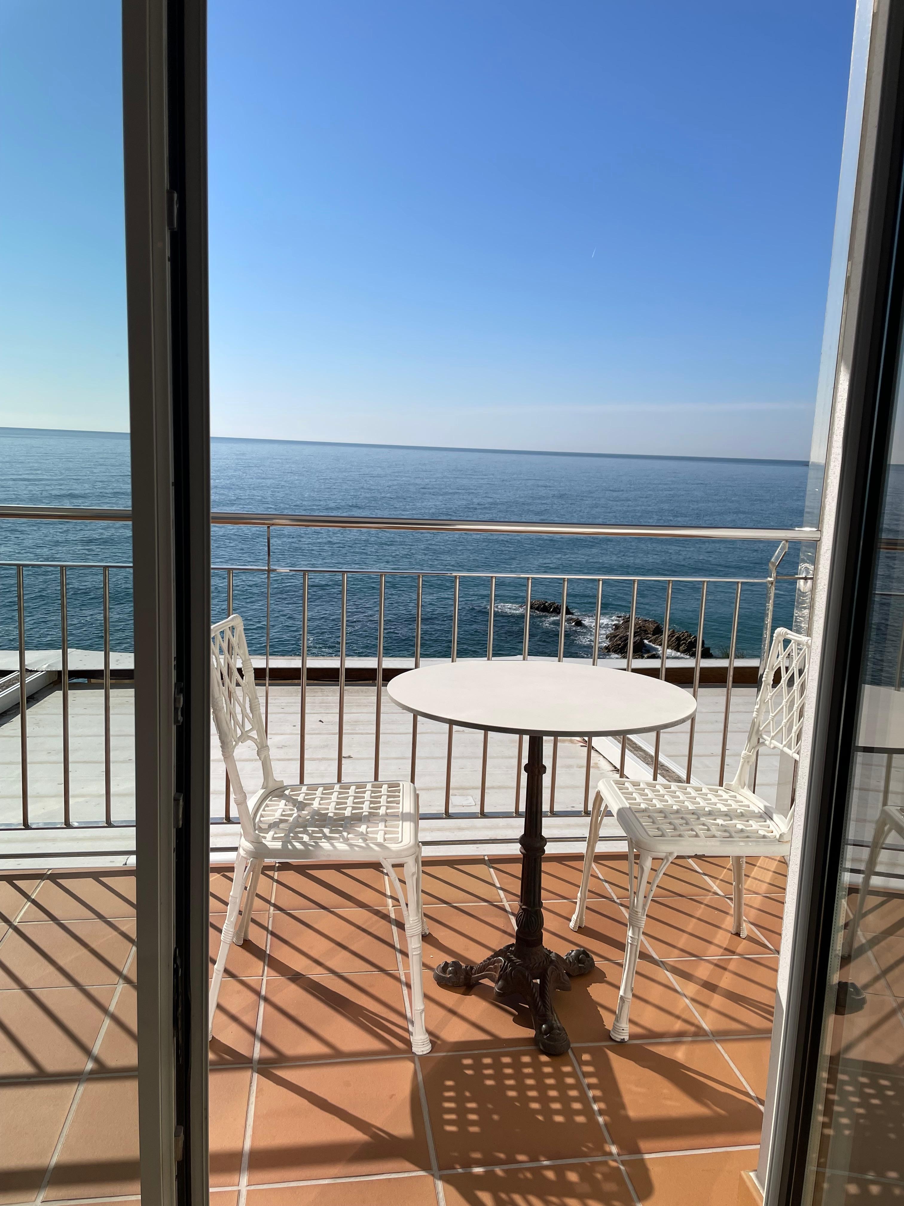 balcone stanza vista mare