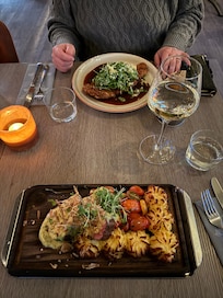 Maten i deras restaurang är underbart