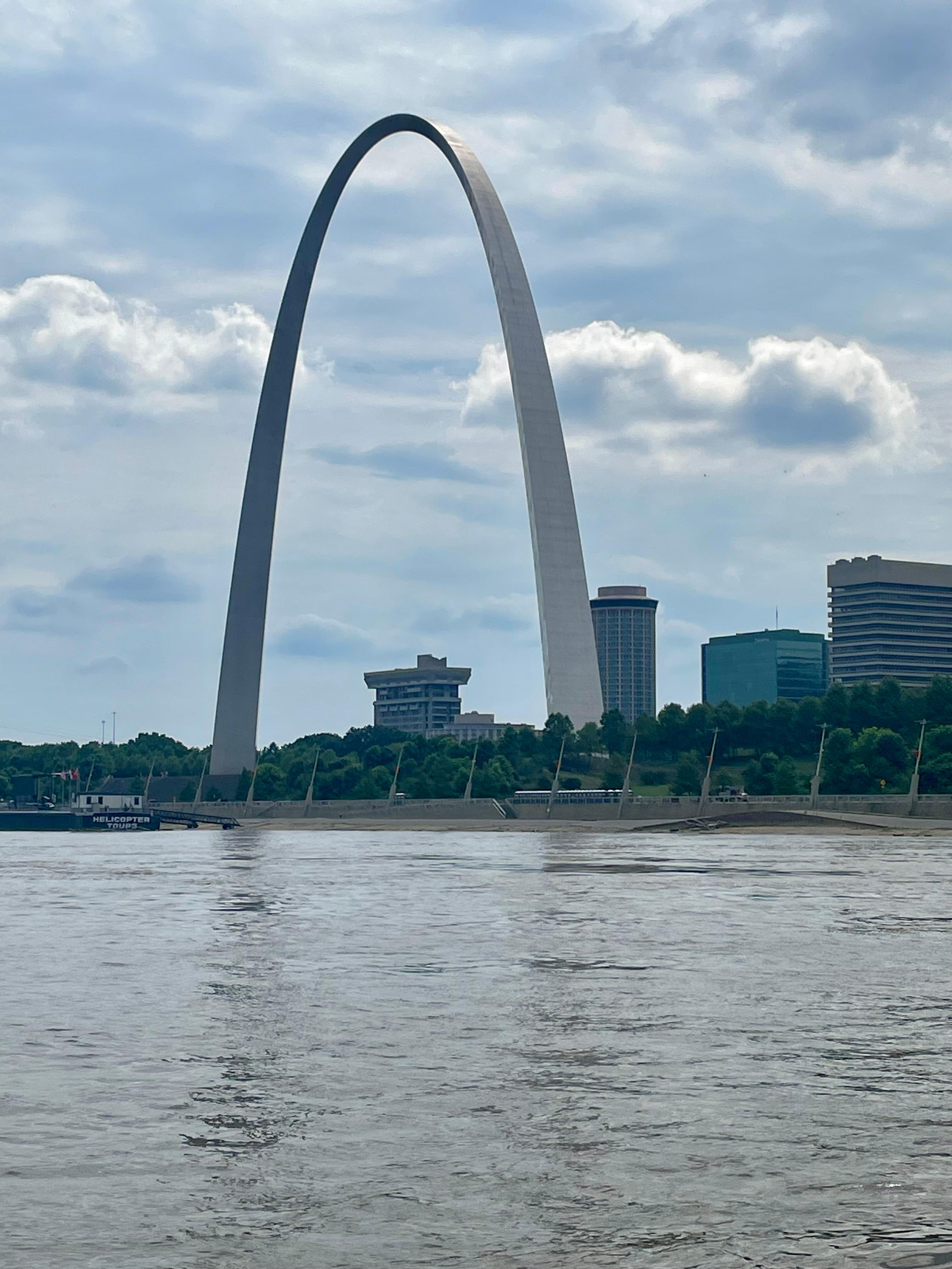 St Louis Gateway arch 