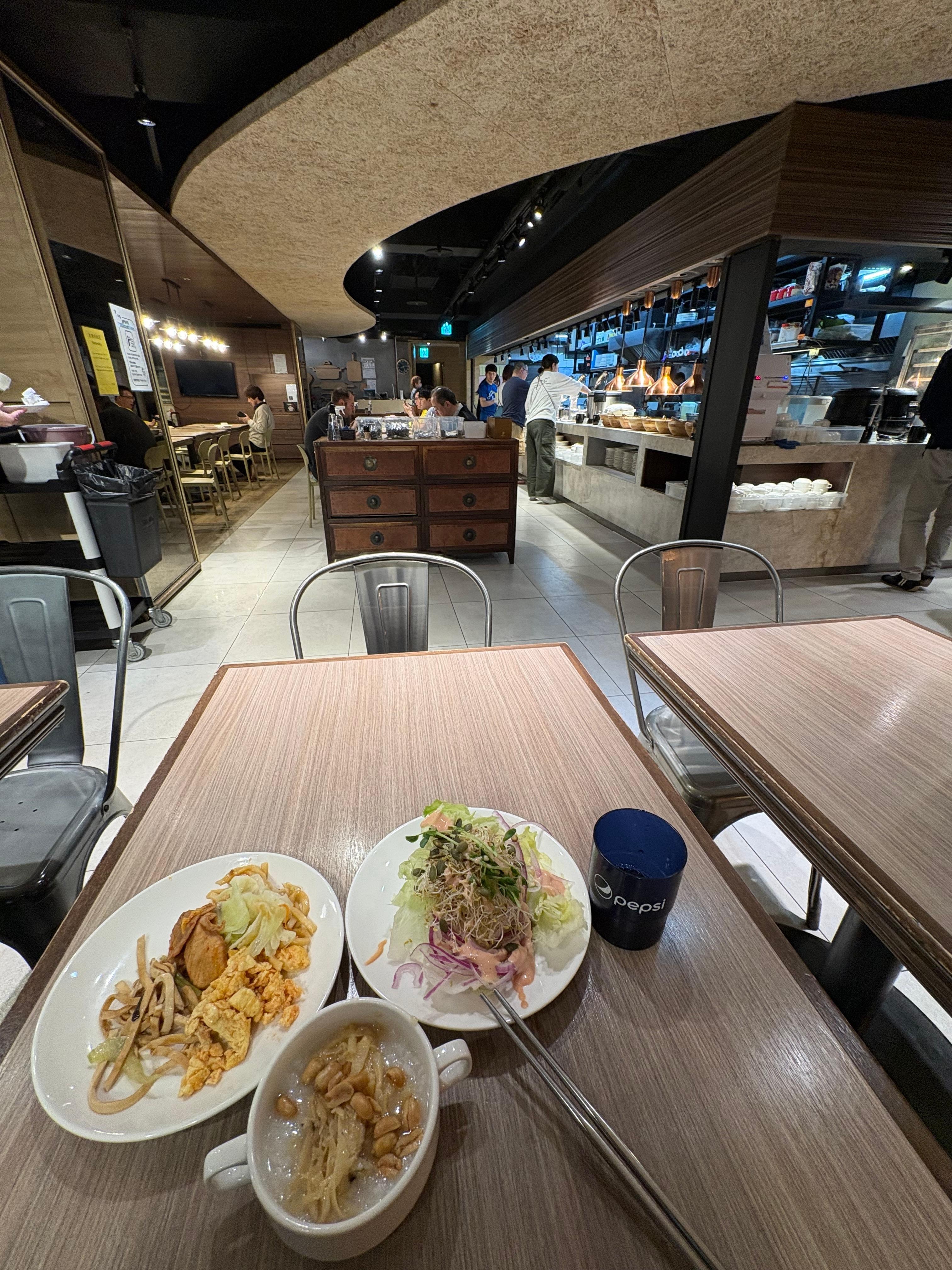 朝食も悪くは無いです