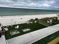 Courtyard view from 432