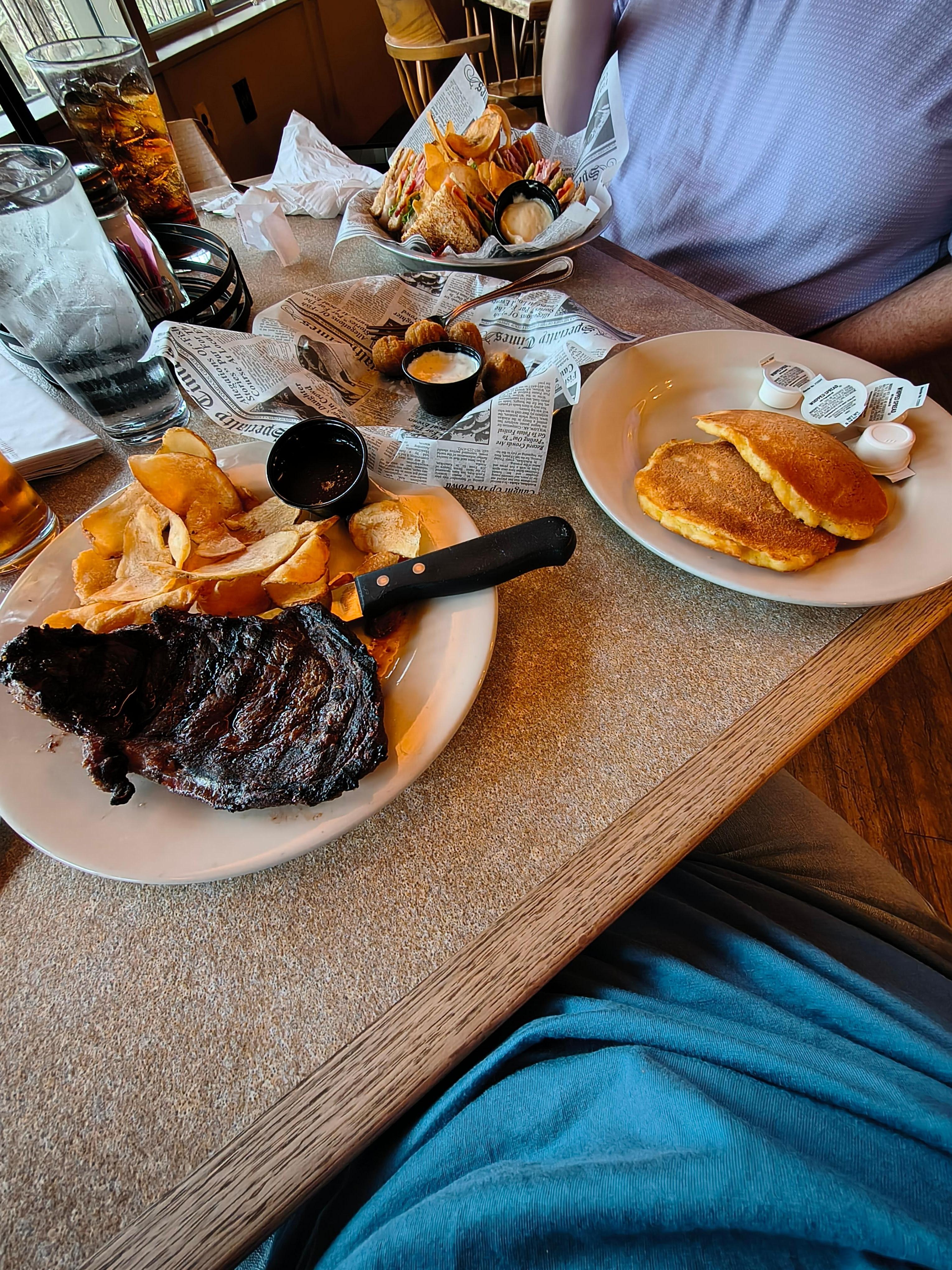The dinner selections were diverse and tasty. Two adults with entrees and an app spent around 40 bucks. 