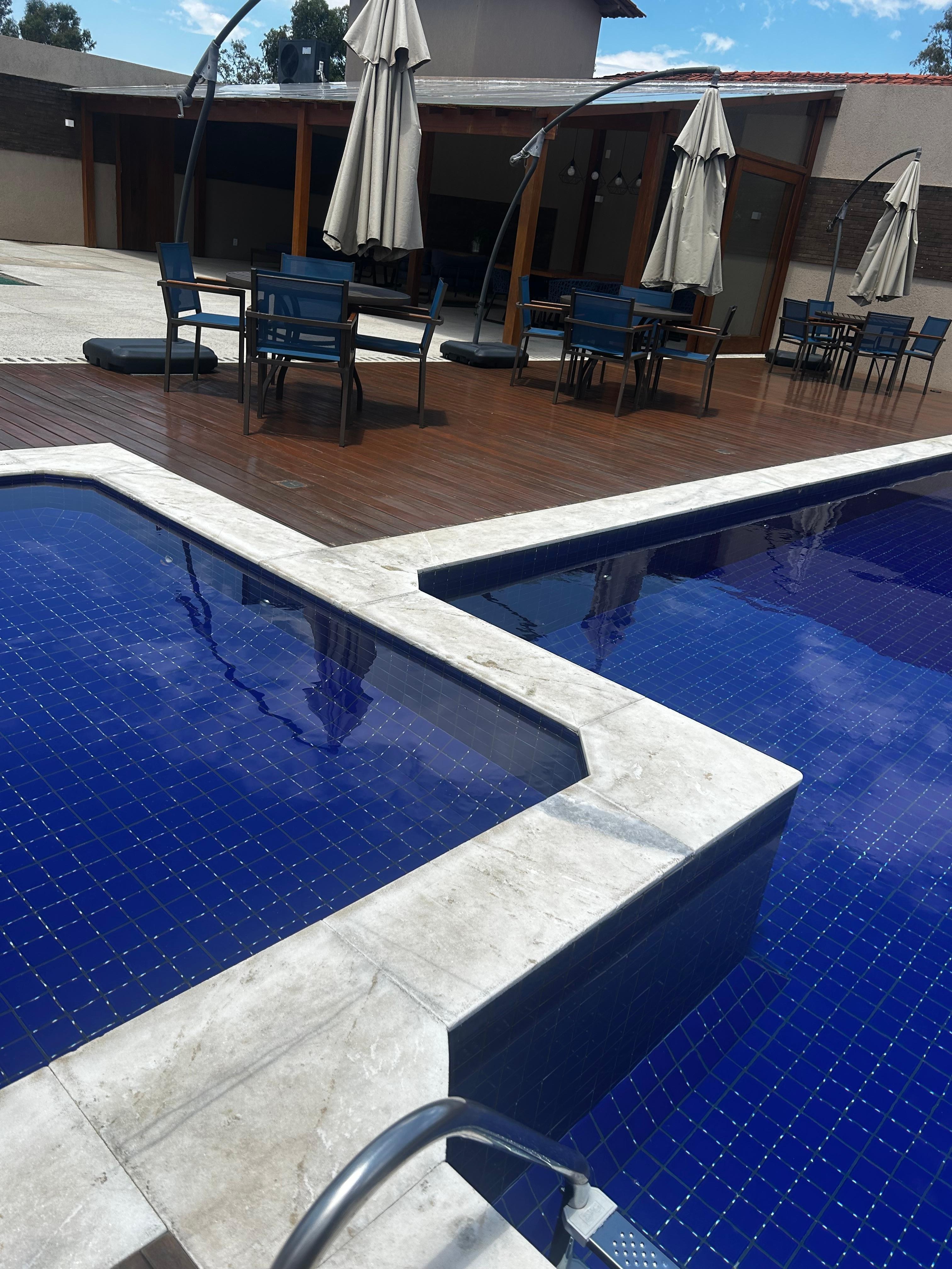 Área da piscina