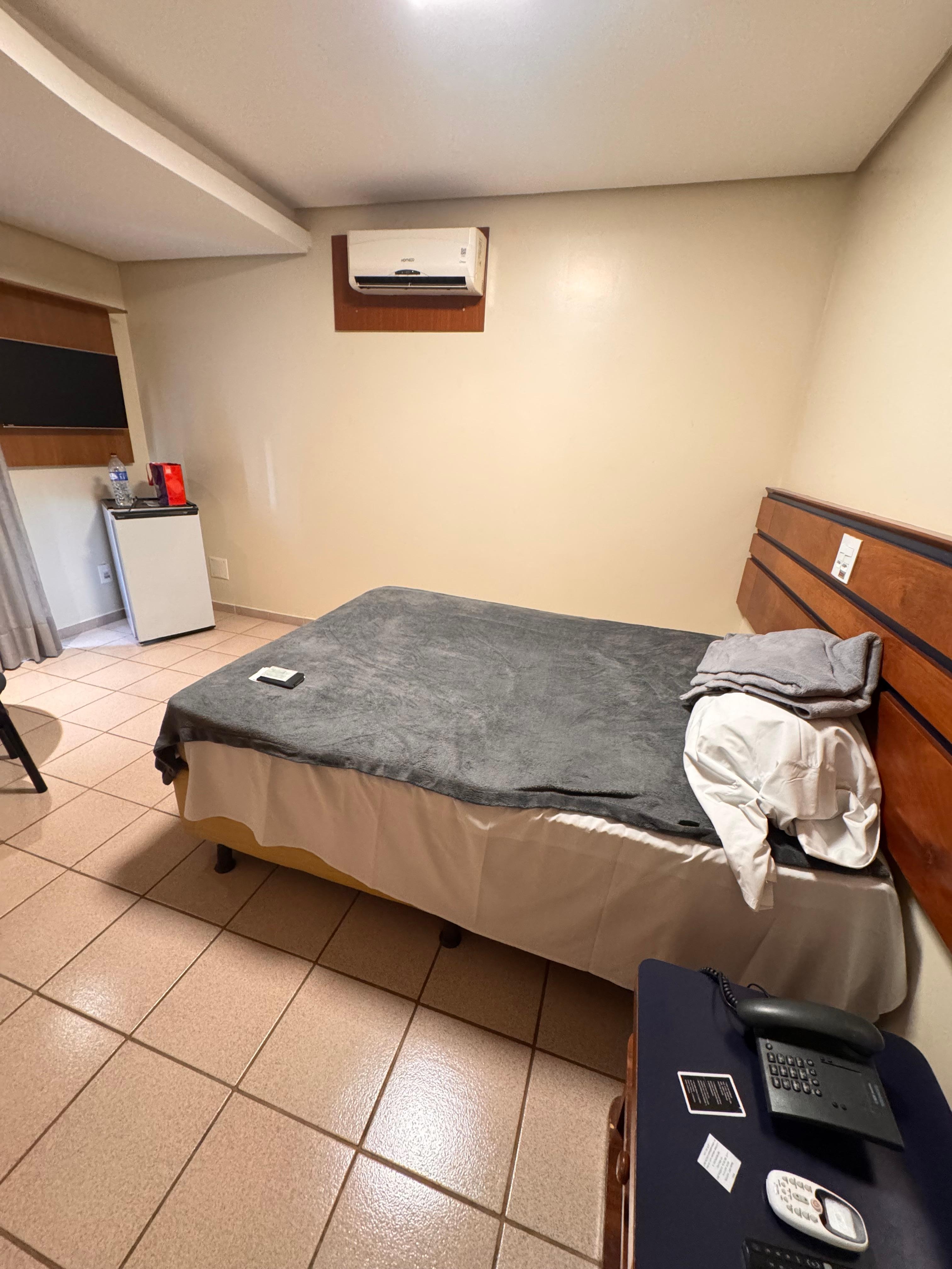 Usei a colcha pra eu me sentir mais confortável 