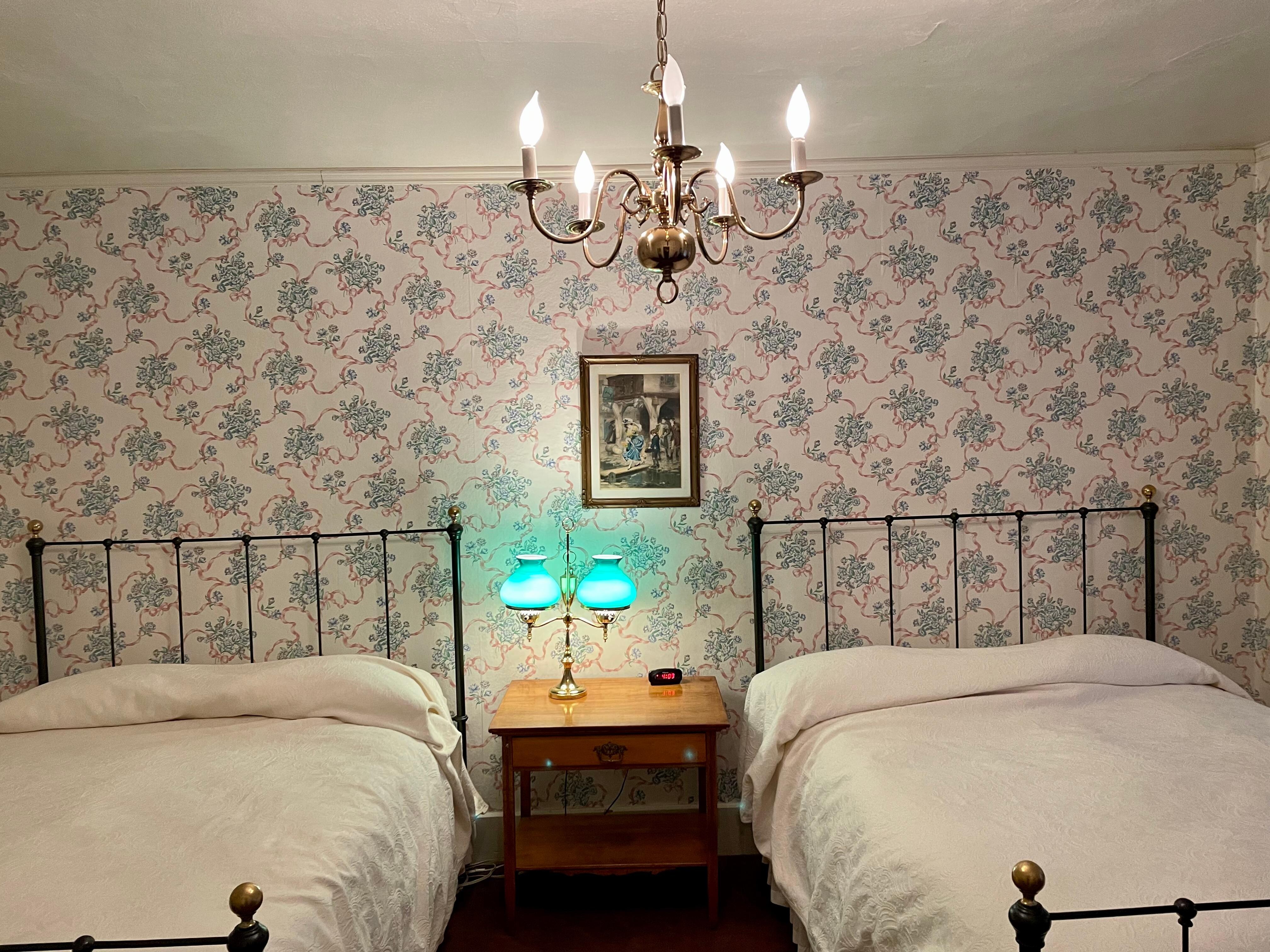 Book The Red Lion Inn in Stockbridge | Hotels.com