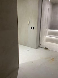 Hallways from
Gym to hot tub under construction and very dusty