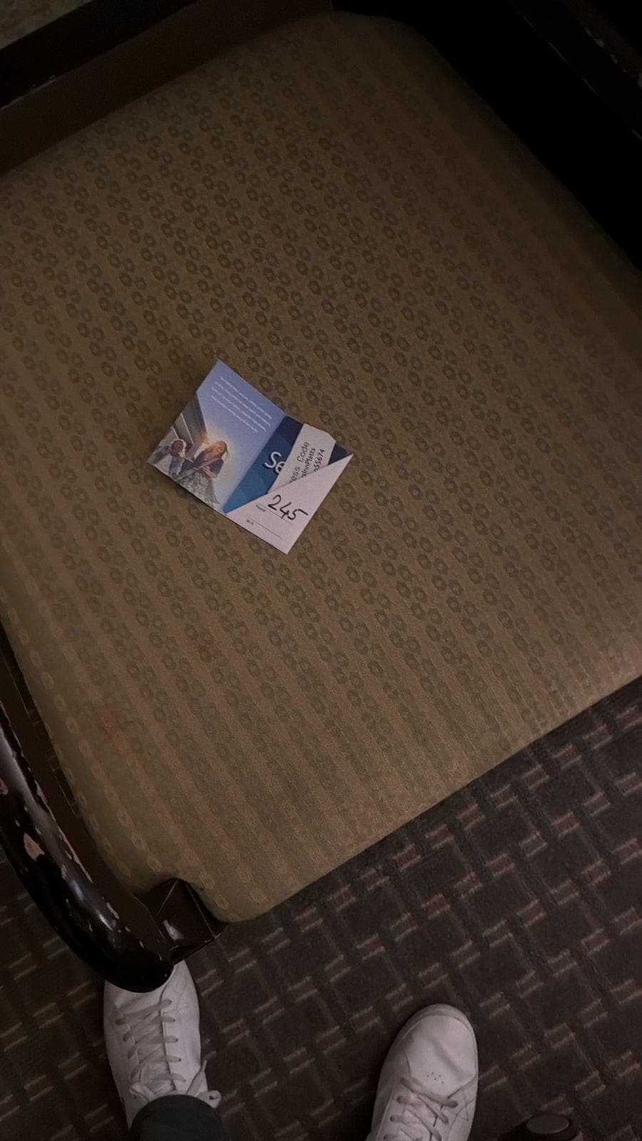 Vejam a falta de respeito ou o conceito de limpeza ruim