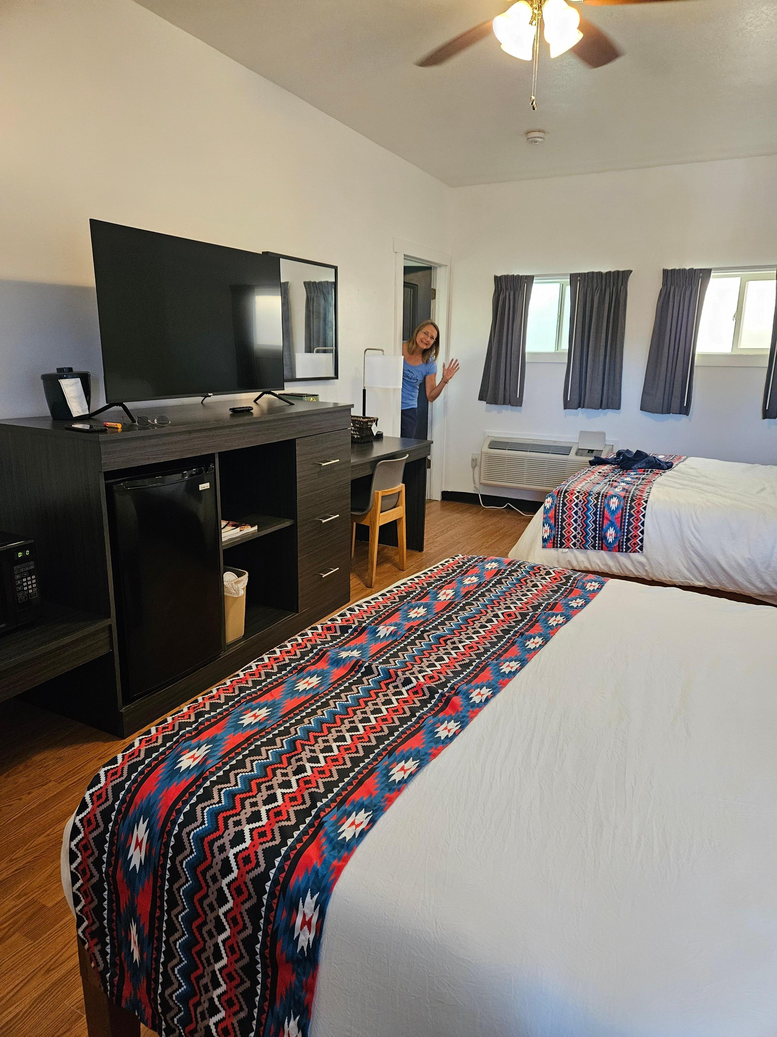 Good size TV with Roku