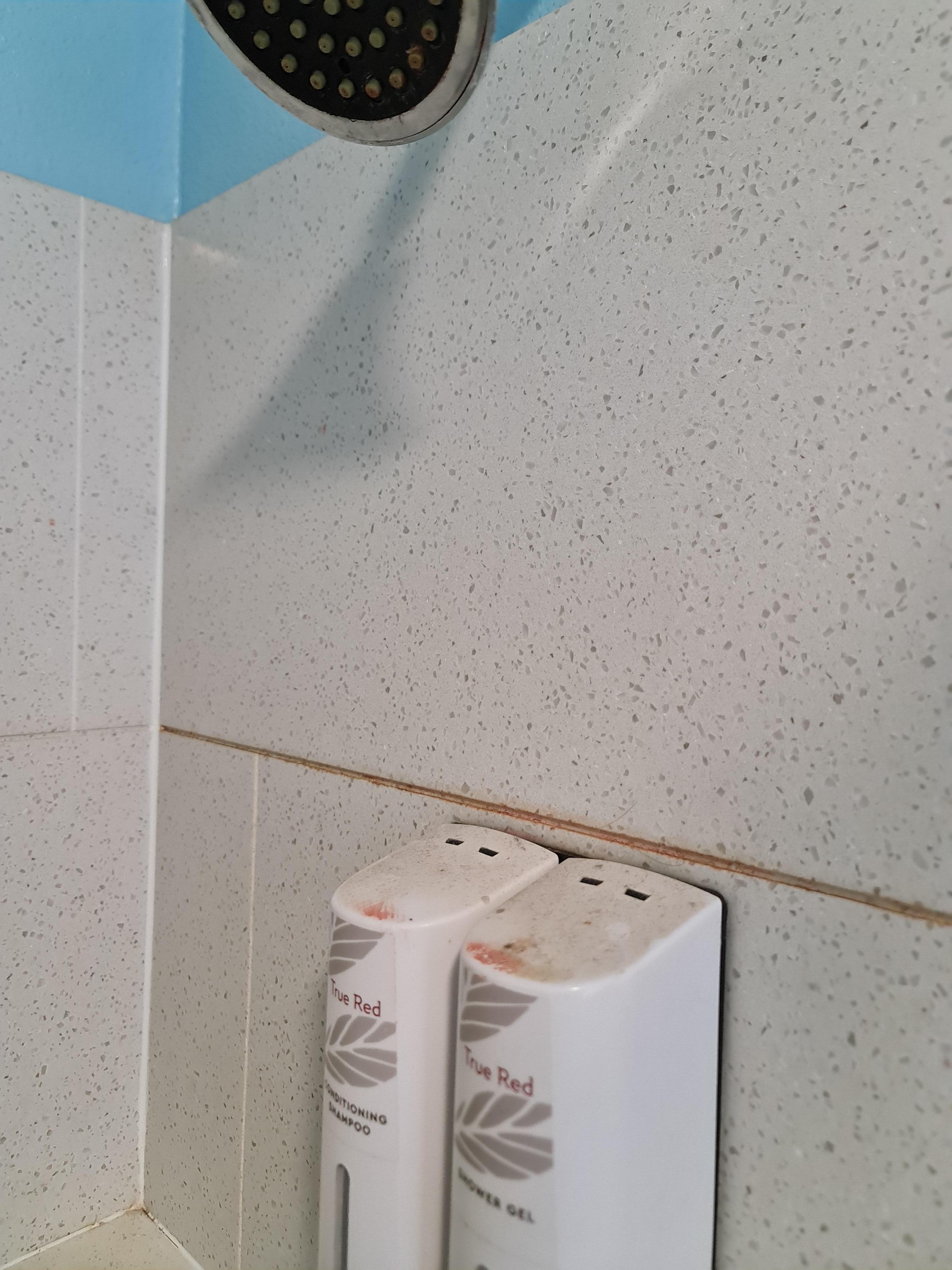 This is so easy to clean. Pure laziness to not wipe down the obviously heavy dirt on top of tue soap dispensers. It screams quality, right?