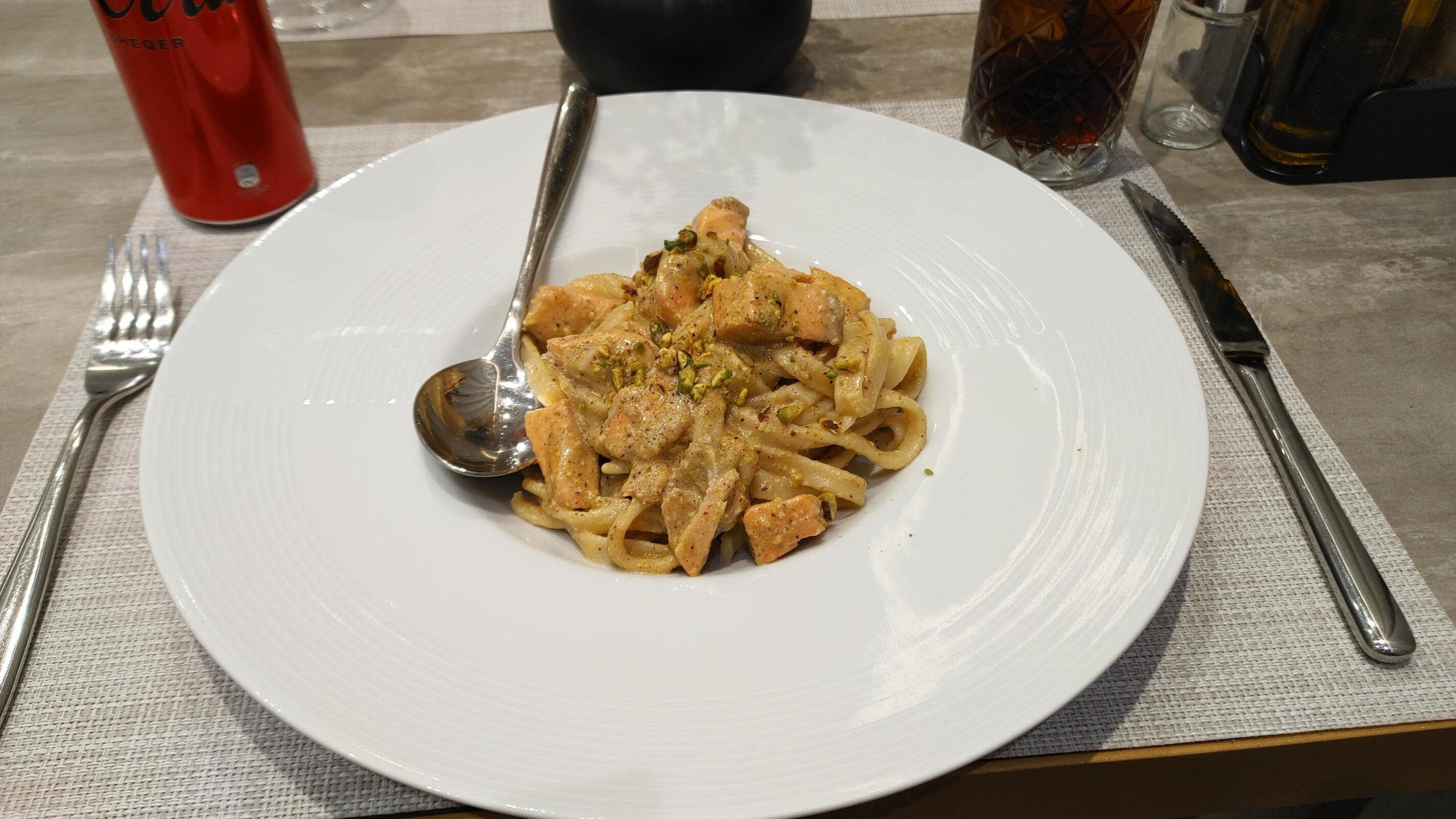 Tagliatelle Salmon Pistachio 