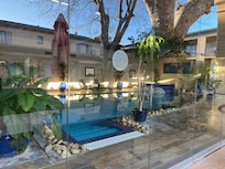 Très agréable piscine jacuzzi sauna hamam