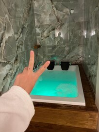 Kesinlikle seyahatimin en güzel anıydı.