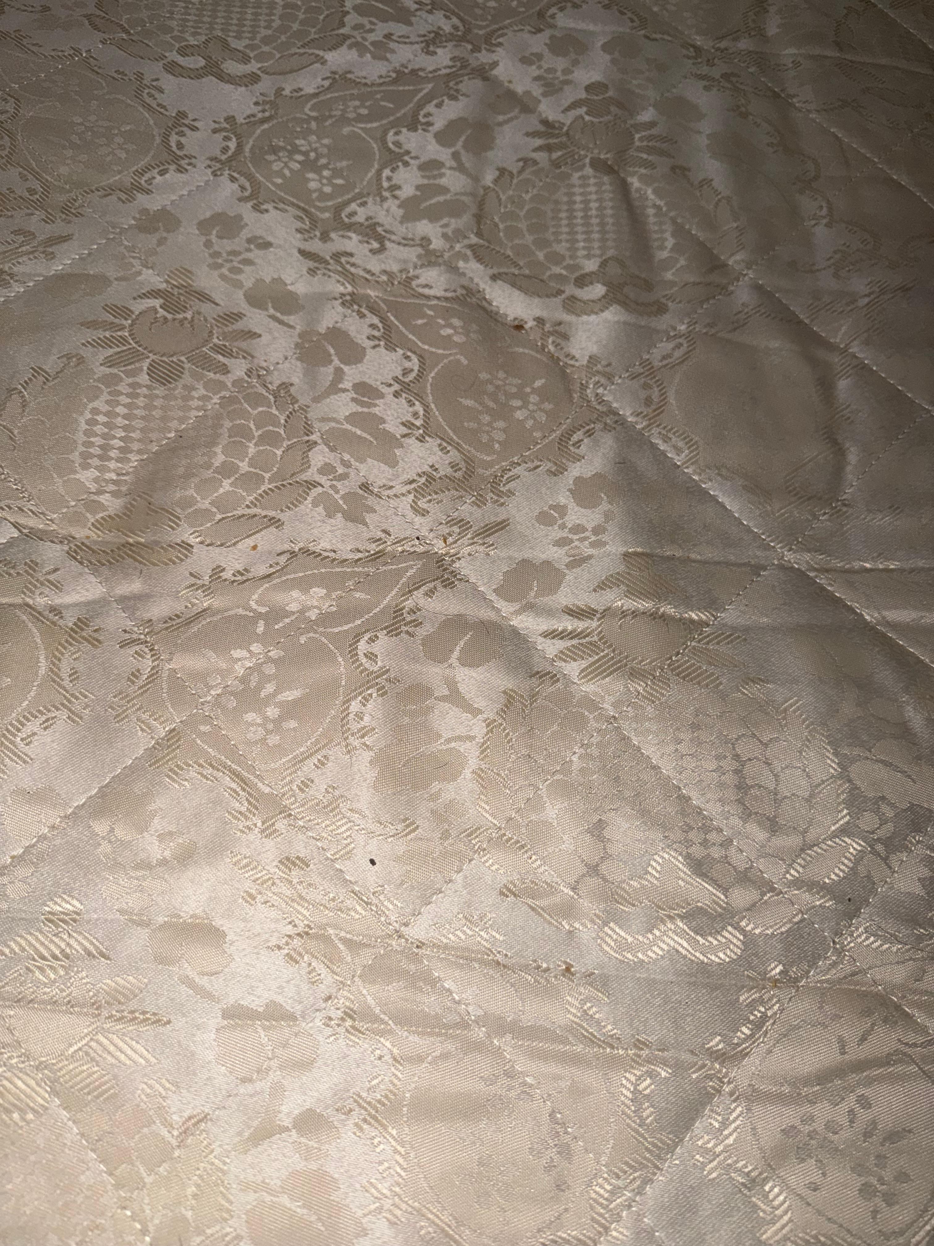 Pull out mattress was covered in crumbs and hair 