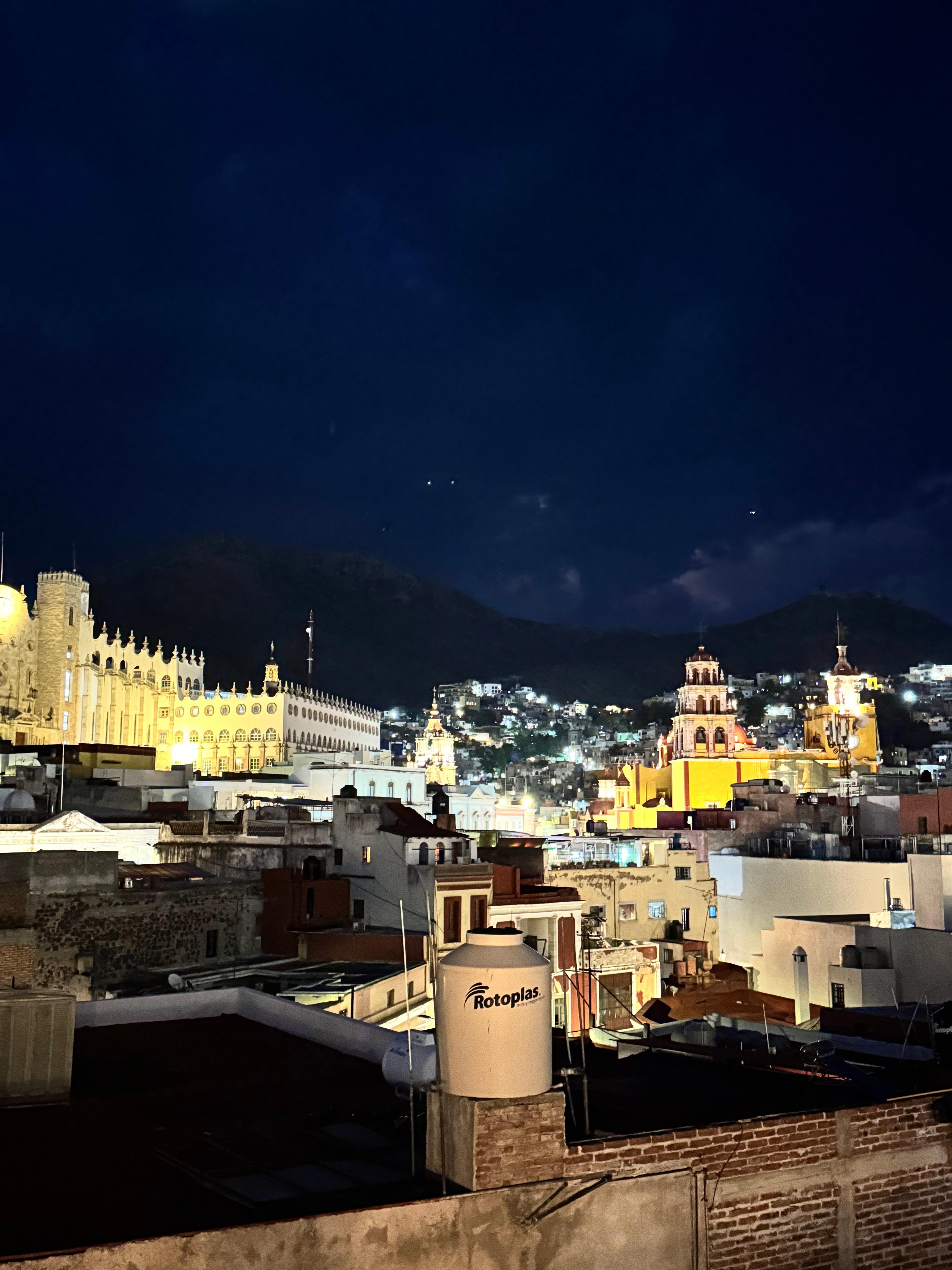 Awesome rooftop view of the city central 