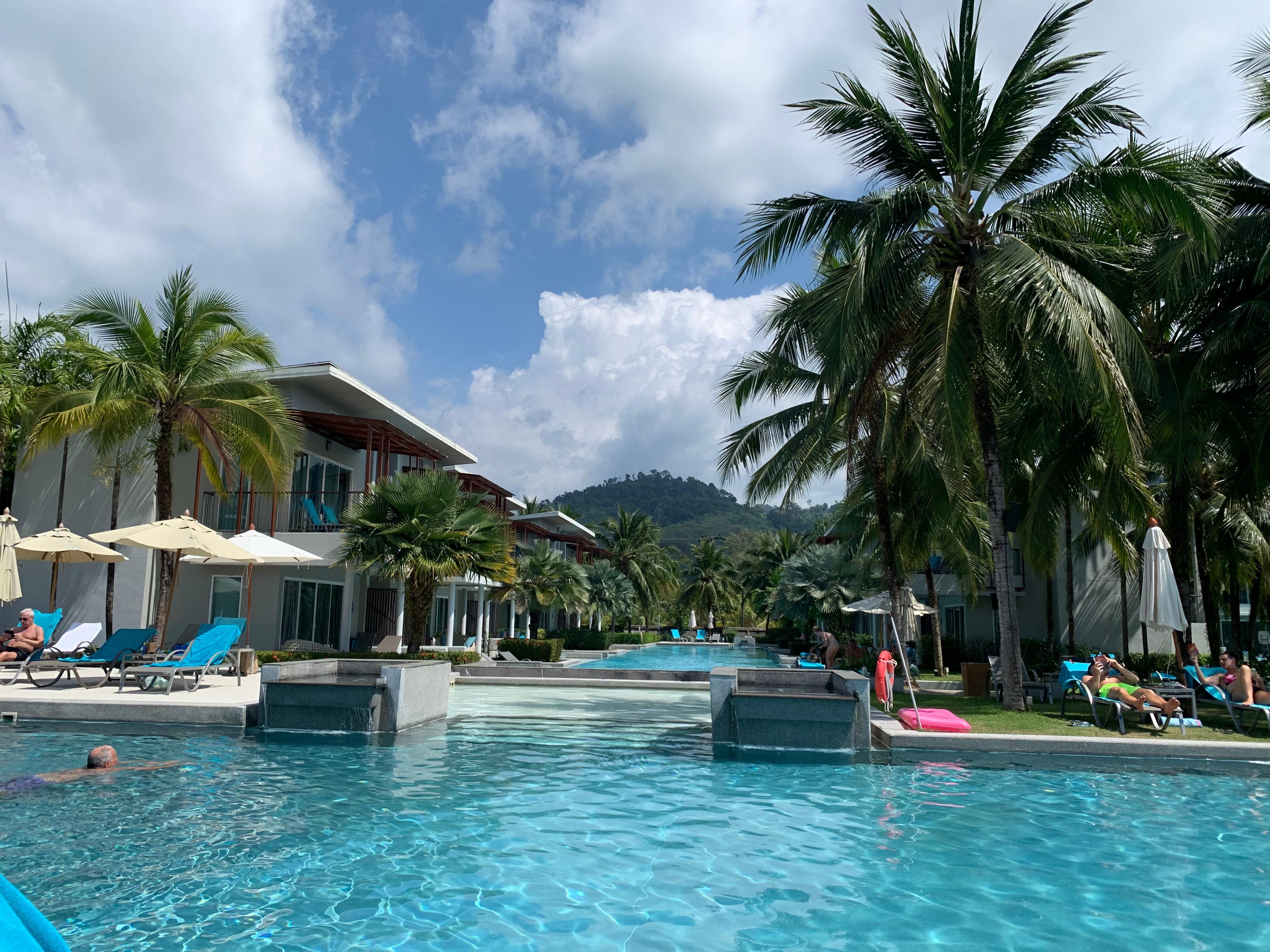 Hotellets Basseng området 