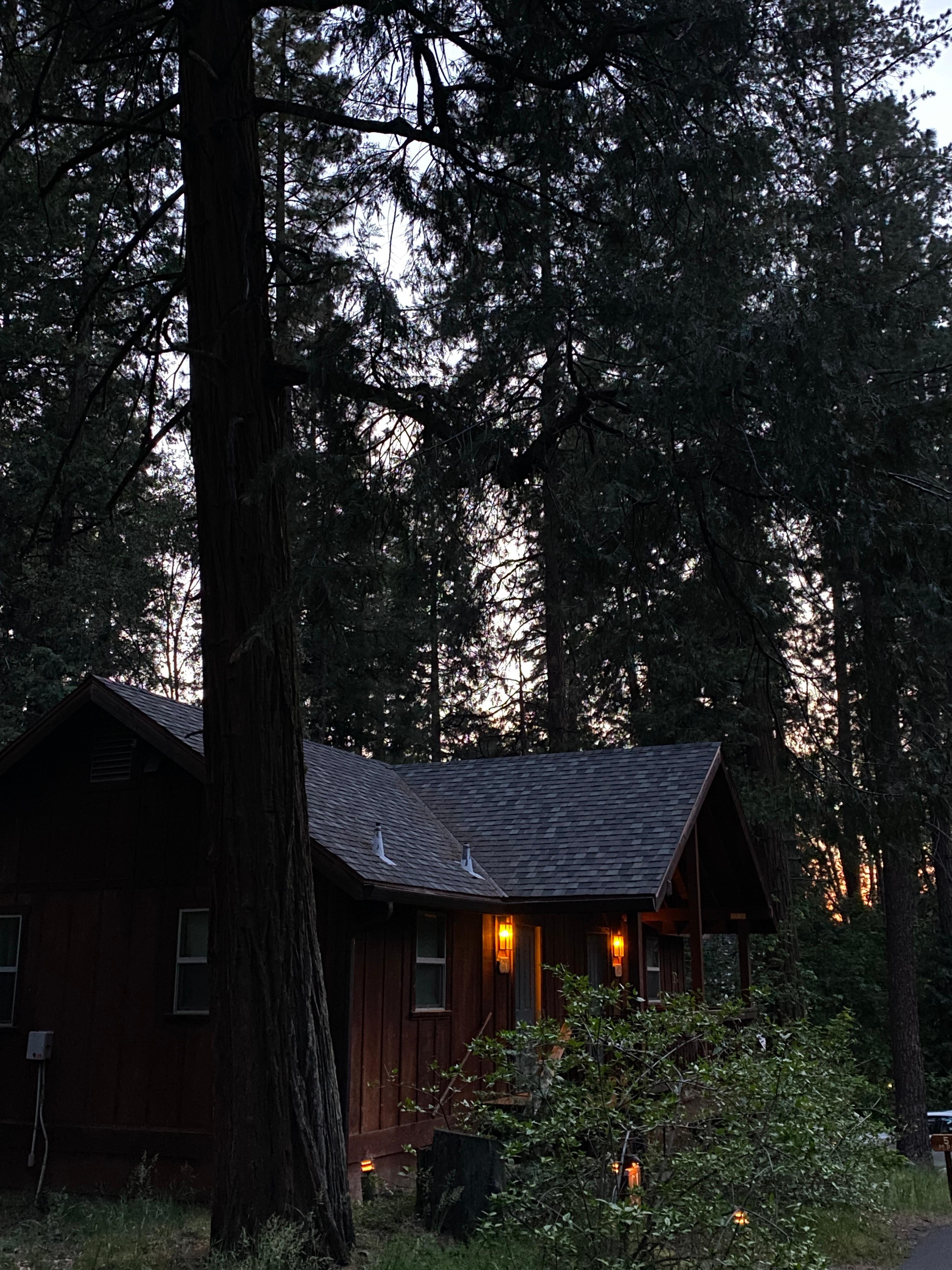 Book Evergreen Lodge Yosemite in Groveland | Hotels.com