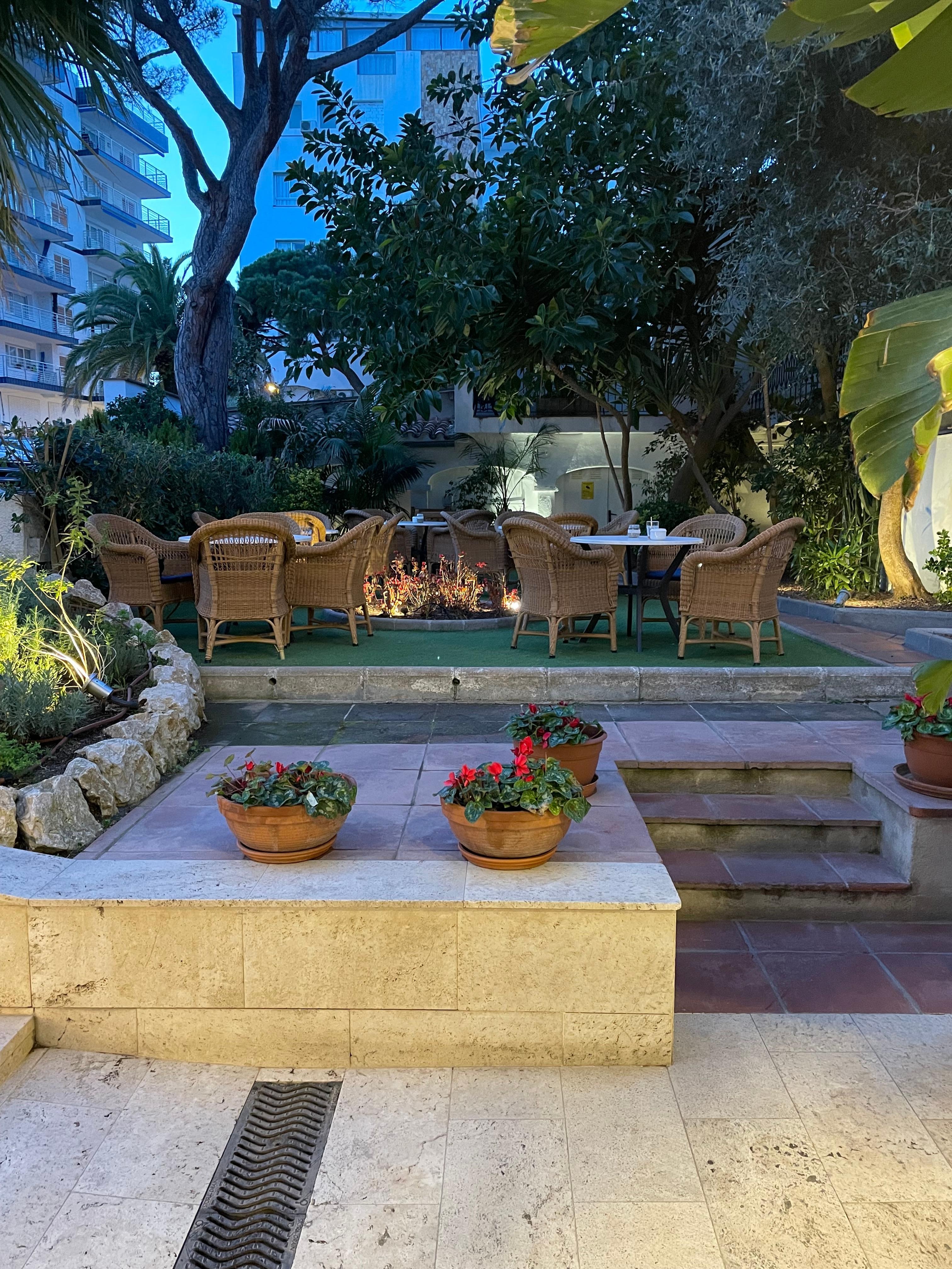 area fumatori esterna