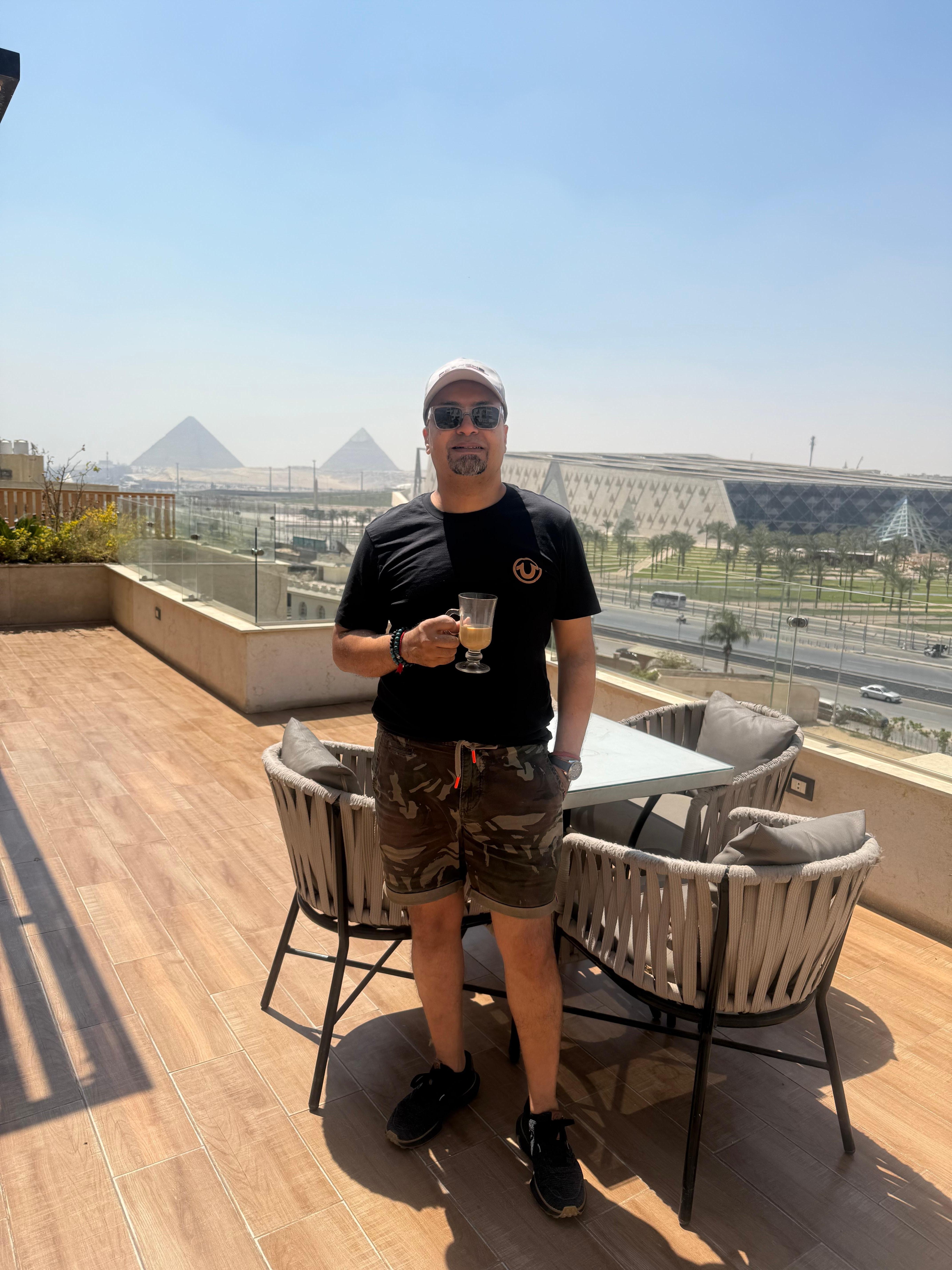 Main rooftop bar / restaurant 