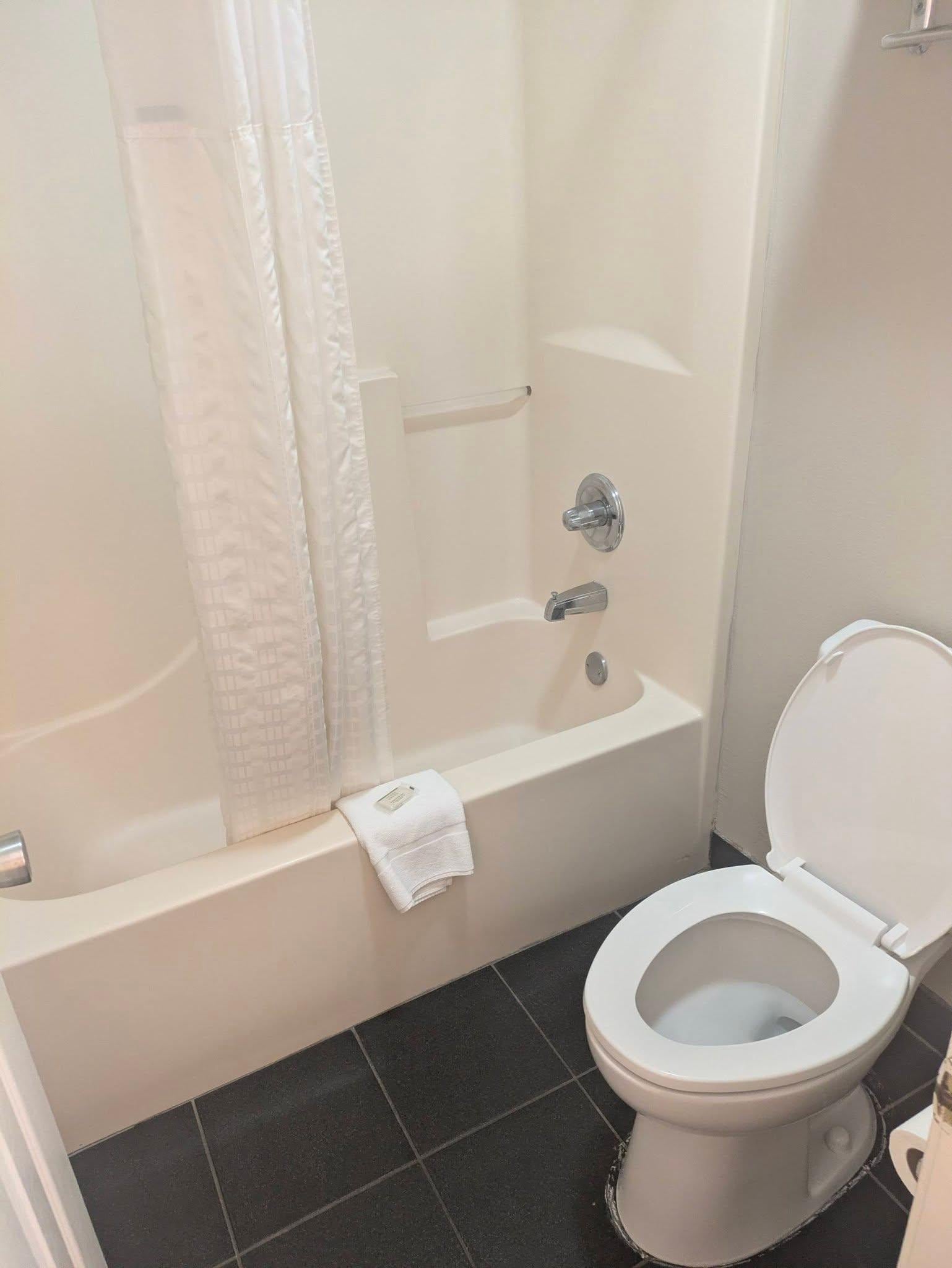 bathtub area 