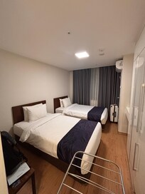 下に見えているのが物干しラック。