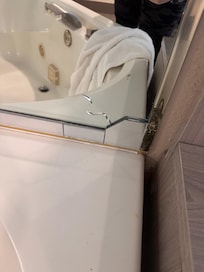 Broken mirror surround