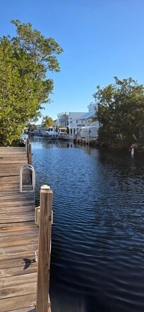 So peaceful and sunny in the morning. Across the street from where we stayed, where it was shady and breezy in the morning. Having an alternative pool area to go to is wonderful.