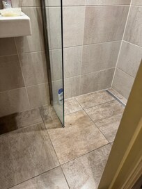 O quarto molha inteiramente