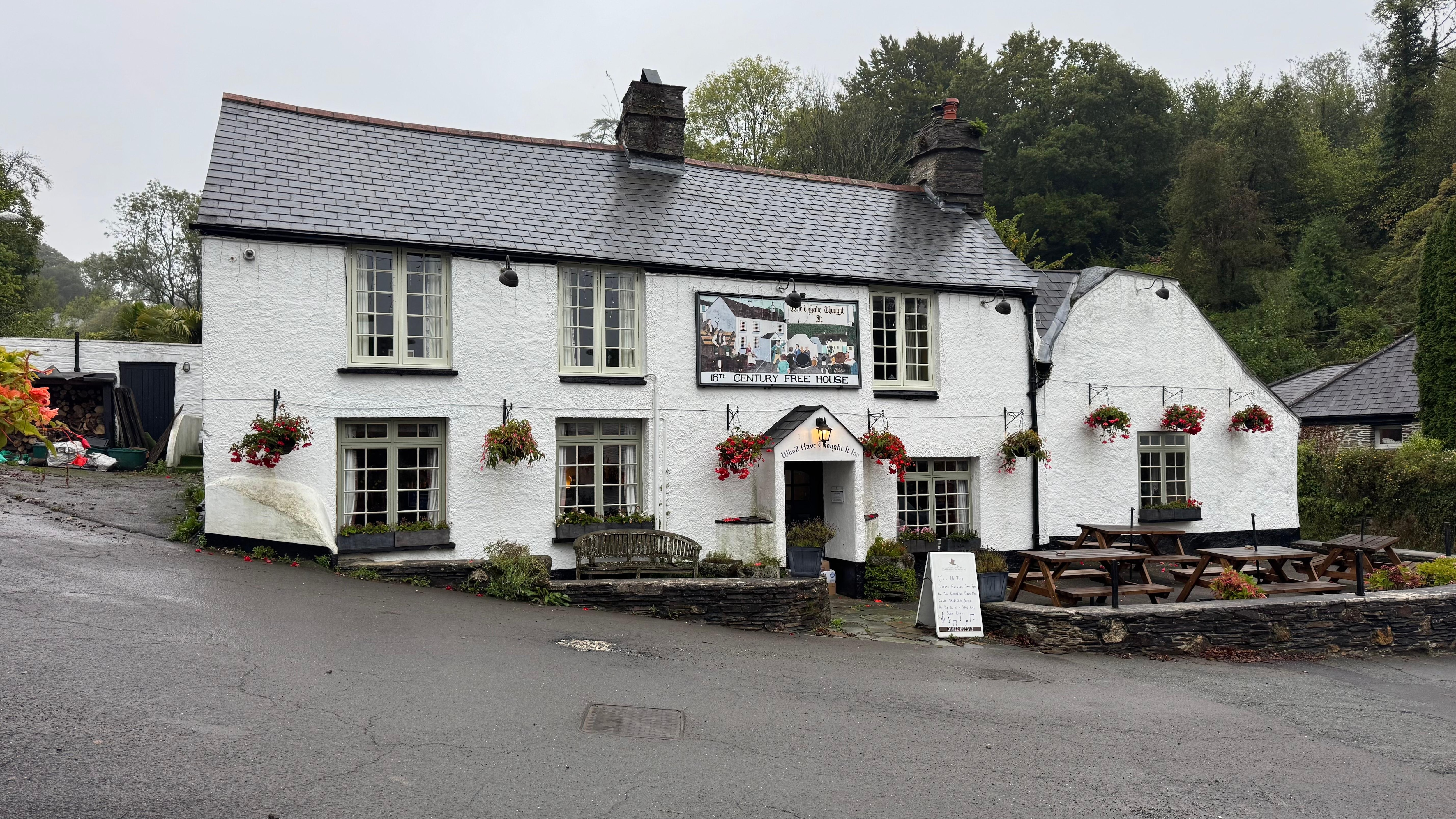 Cute and charming 16th century pub