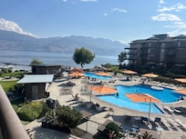 Awesome stay, learned about a monthly rental option. Definitely interested in returning!