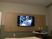 A TV é sensacinoal.