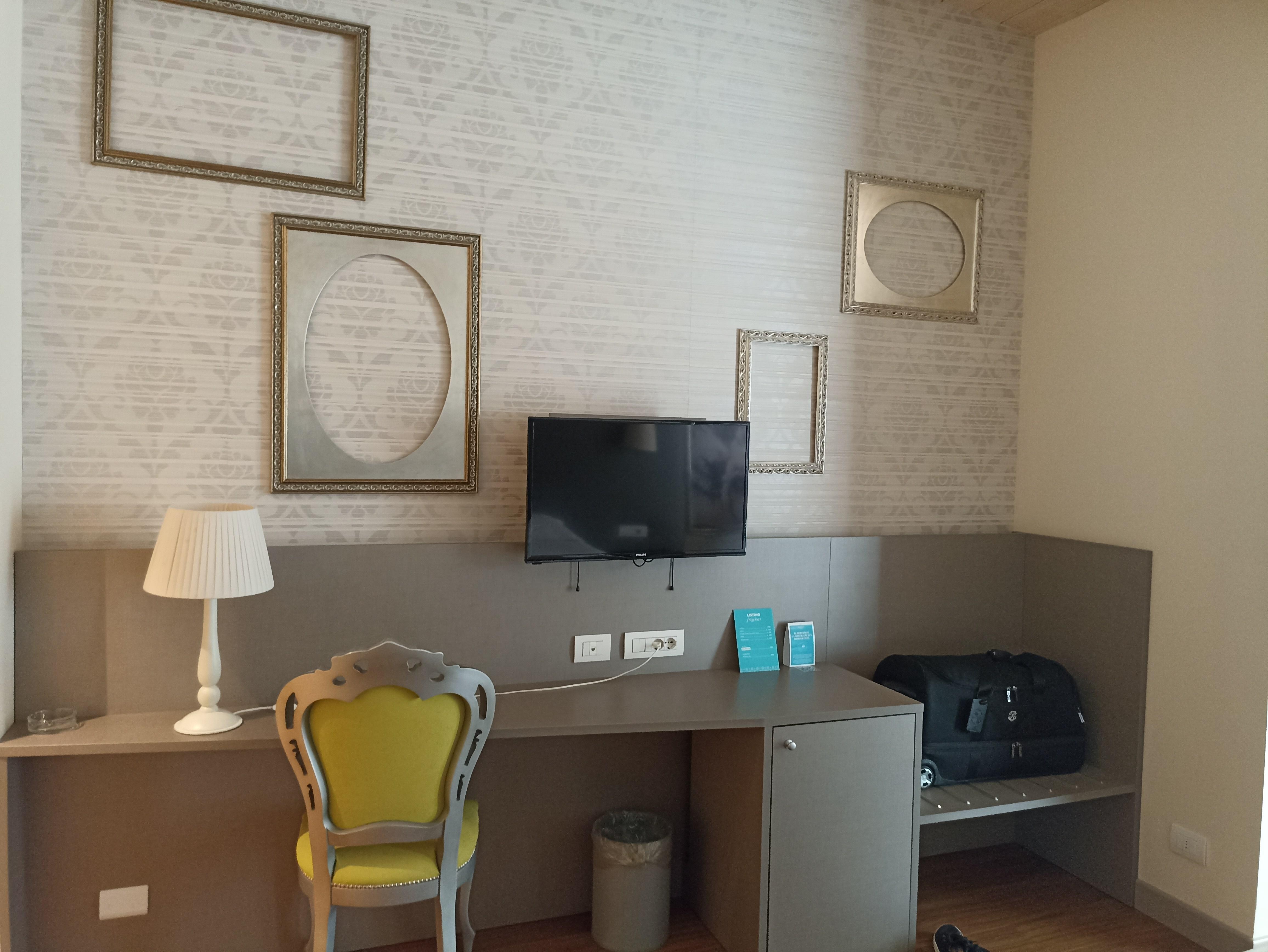 Bureau et télé 
