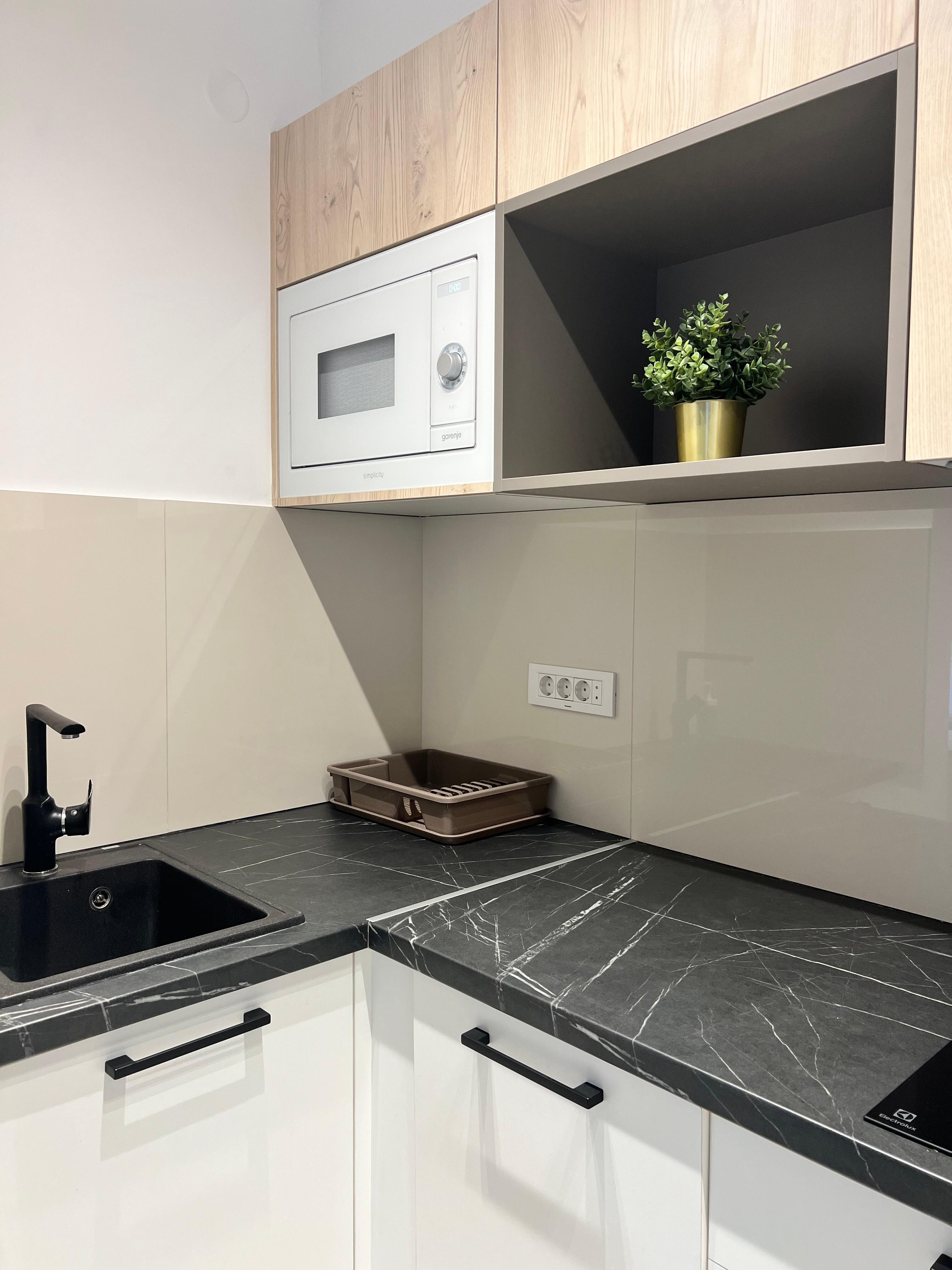 kitchen left side