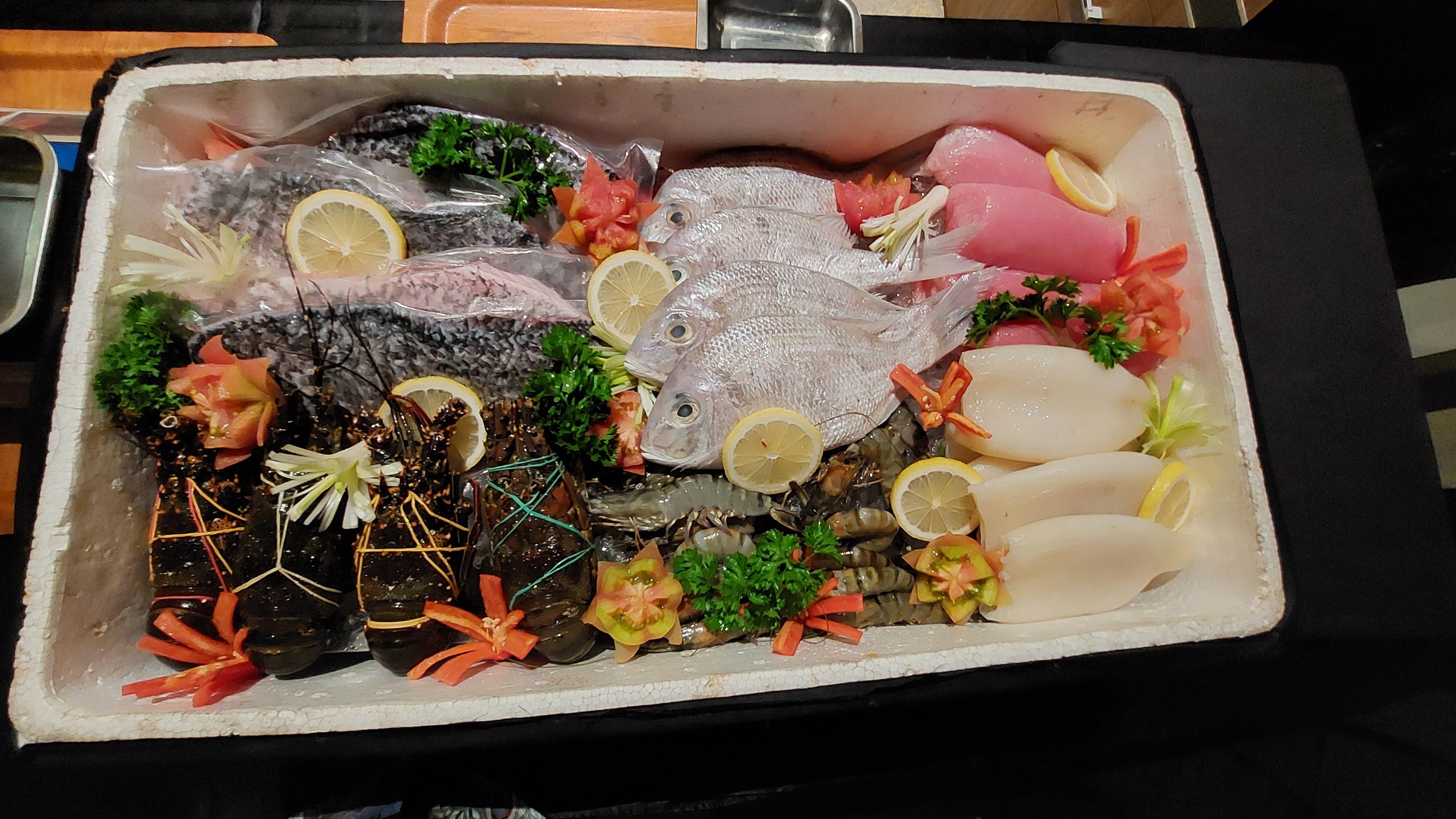 Auswahl frischer Fisch für Grill